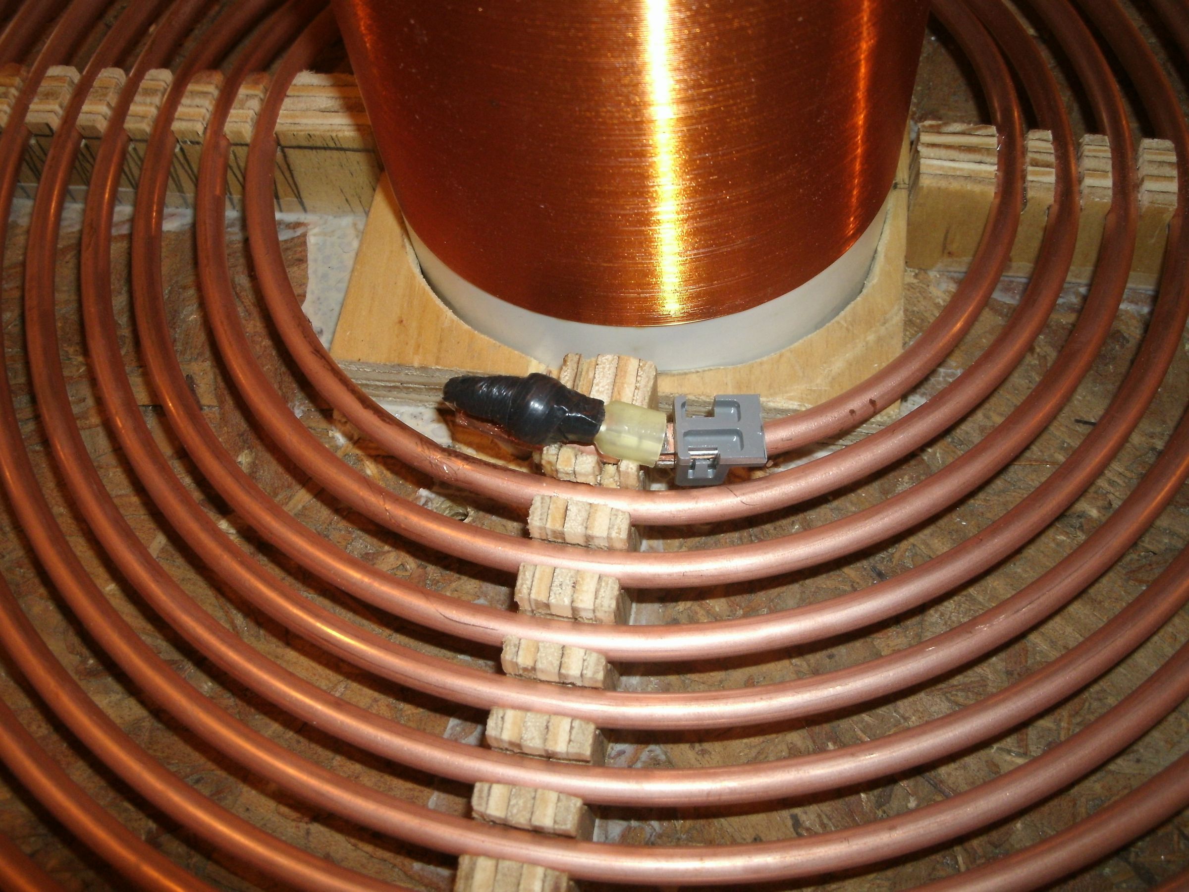Building a Tesla Coil in 9 Easy Steps! : 9 Steps (with Pictures ...
