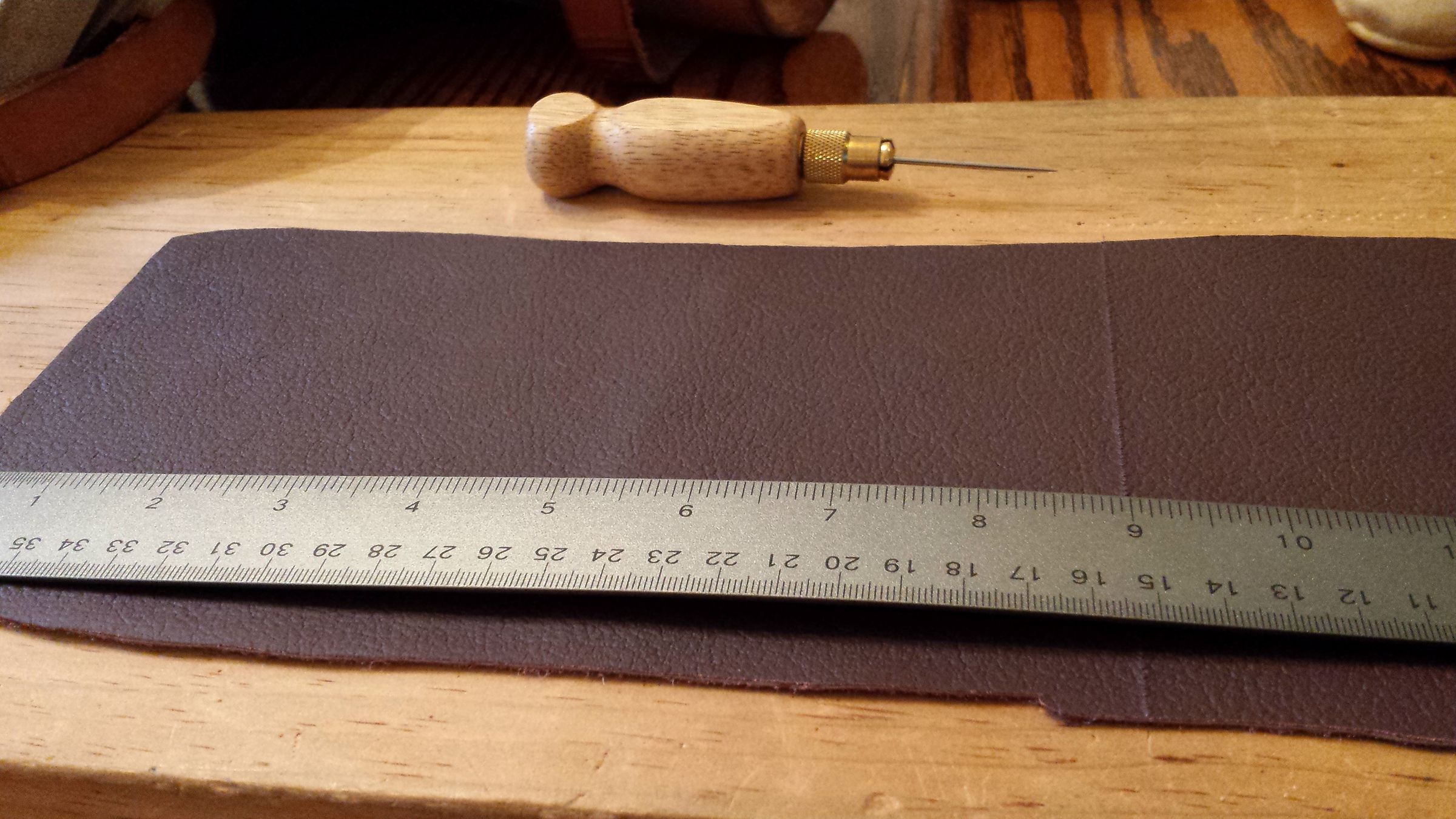 Skyrim Inspired Leather Coin Pouch/Dice Bag : 7 Steps (with Pictures ...