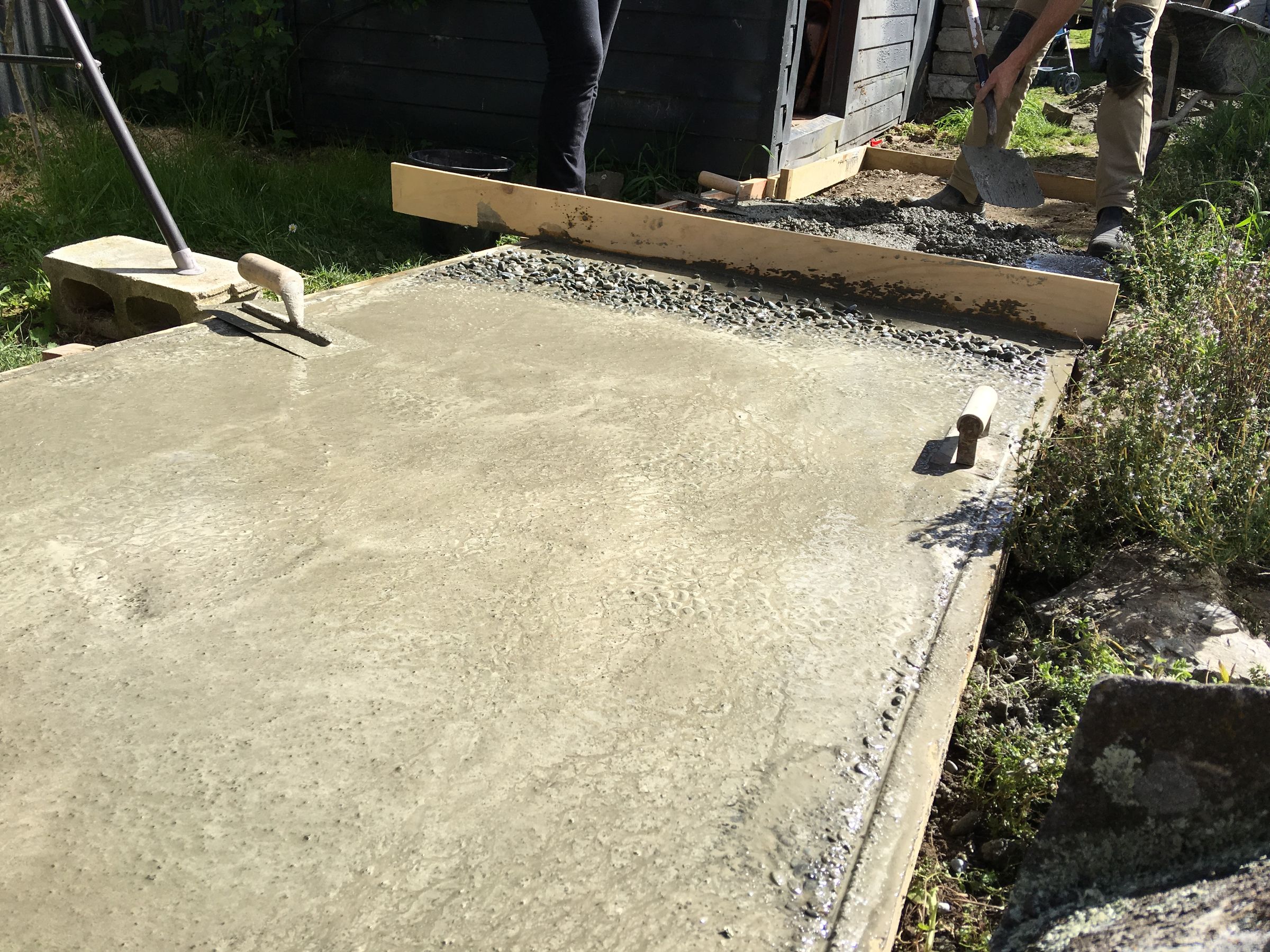 Making an Exposed Aggregate Concrete Path : 8 Steps (with Pictures ...