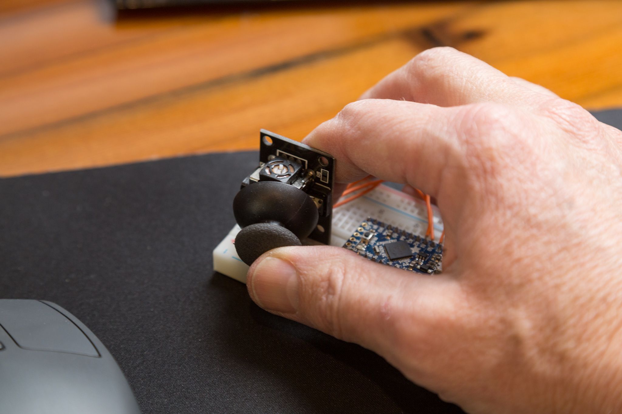 USB Keyboard Joystick : 5 Steps - Instructables