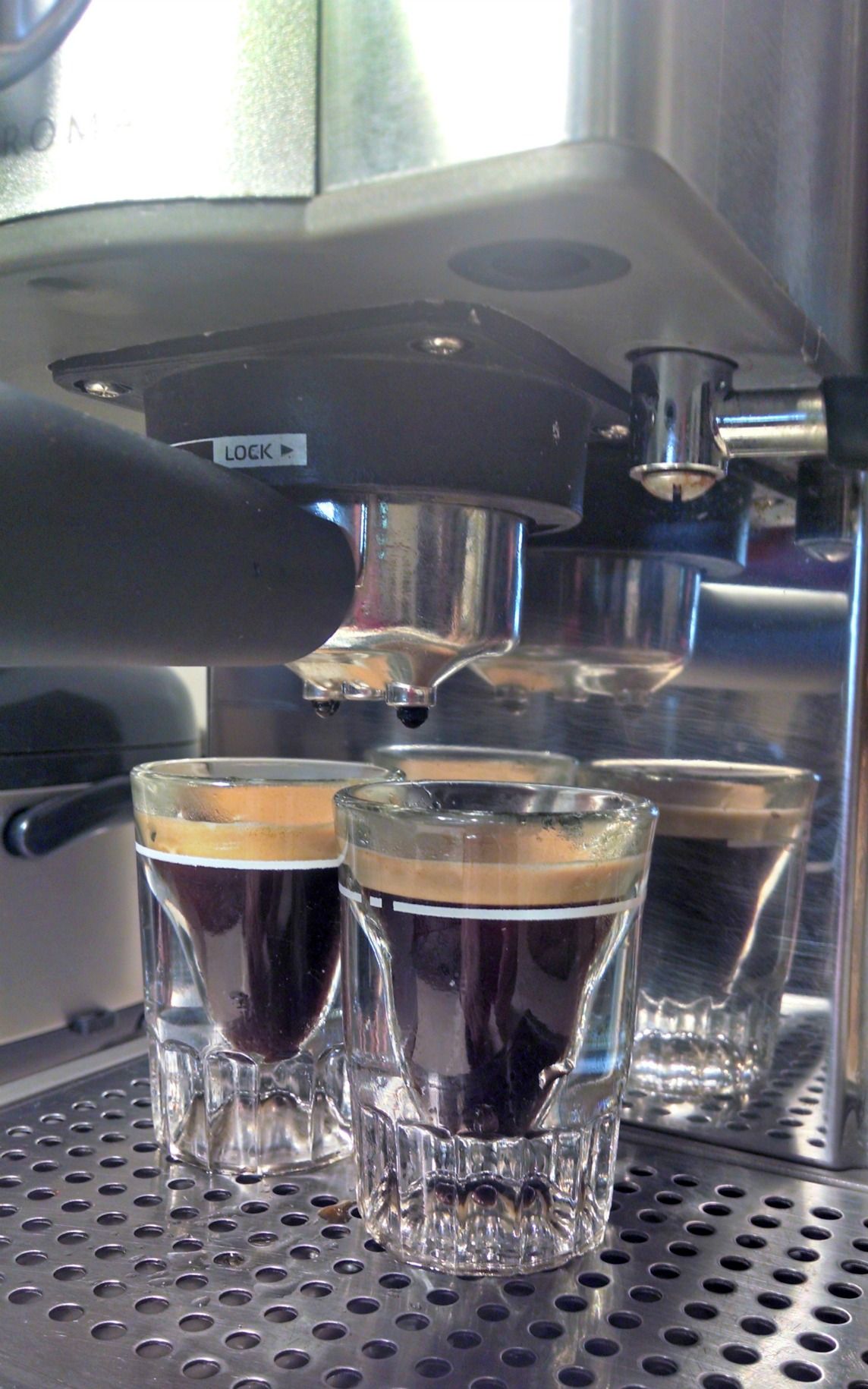 How to Pull Better Espresso Shots : 5 Steps - Instructables