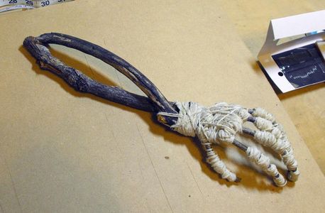DIY Skeleton Made From Sticks, String, Foam and Mache' : 5 Steps (with ...