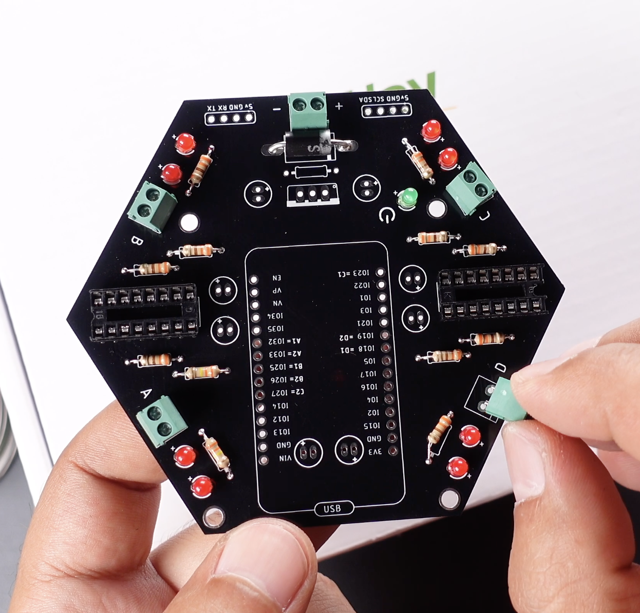 ESP32 Mecanum Wheels Robot and Bluetooth Gamepad Controller : 7 Steps (with Pictures ...