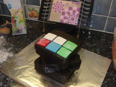 How to Make a Totally Awesome Rubik's Cube Cake! : 7 Steps (with ...
