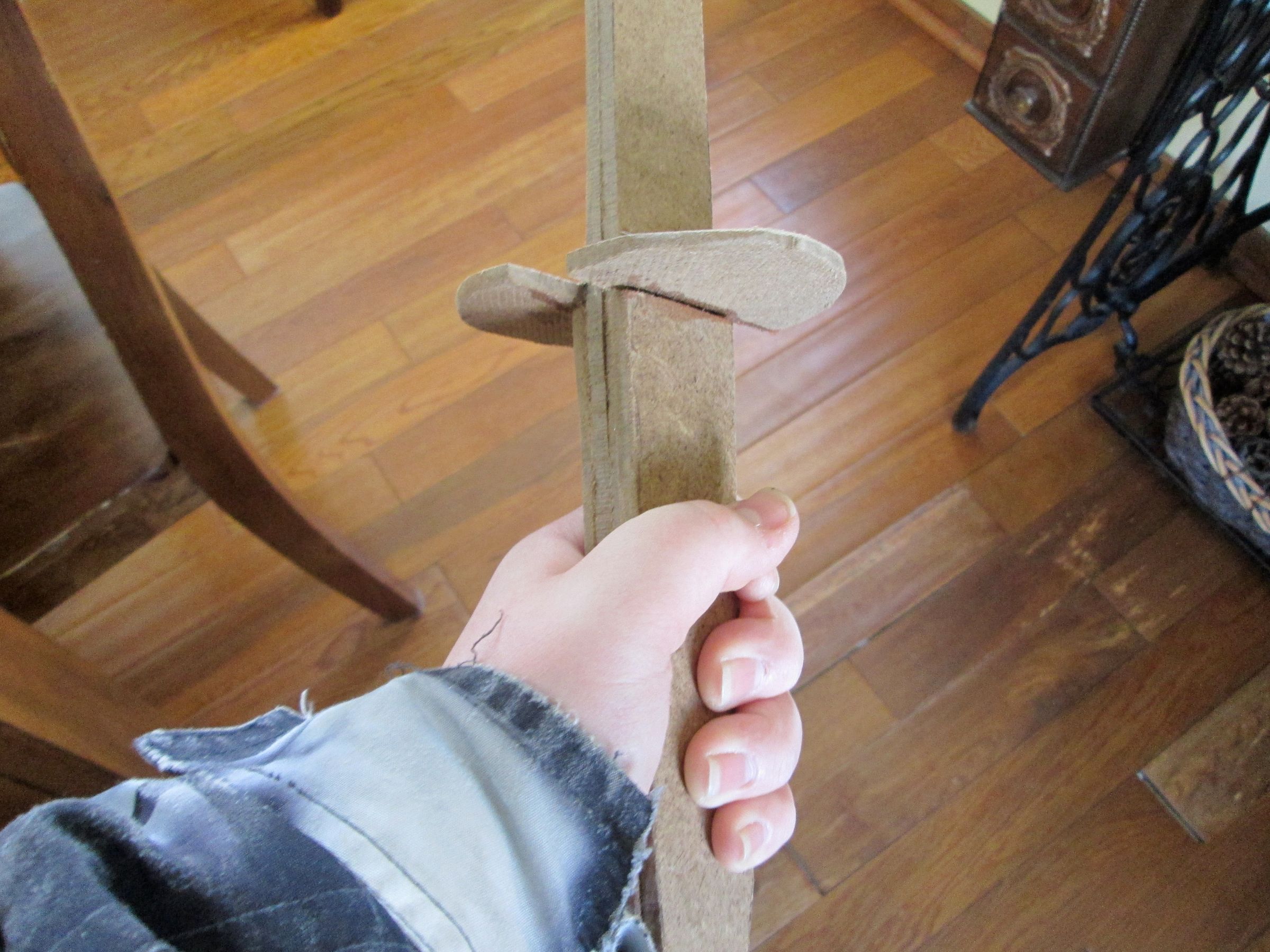 DIY: ZUKO'S DUAL DAO SWORDS : 4 Steps - Instructables
