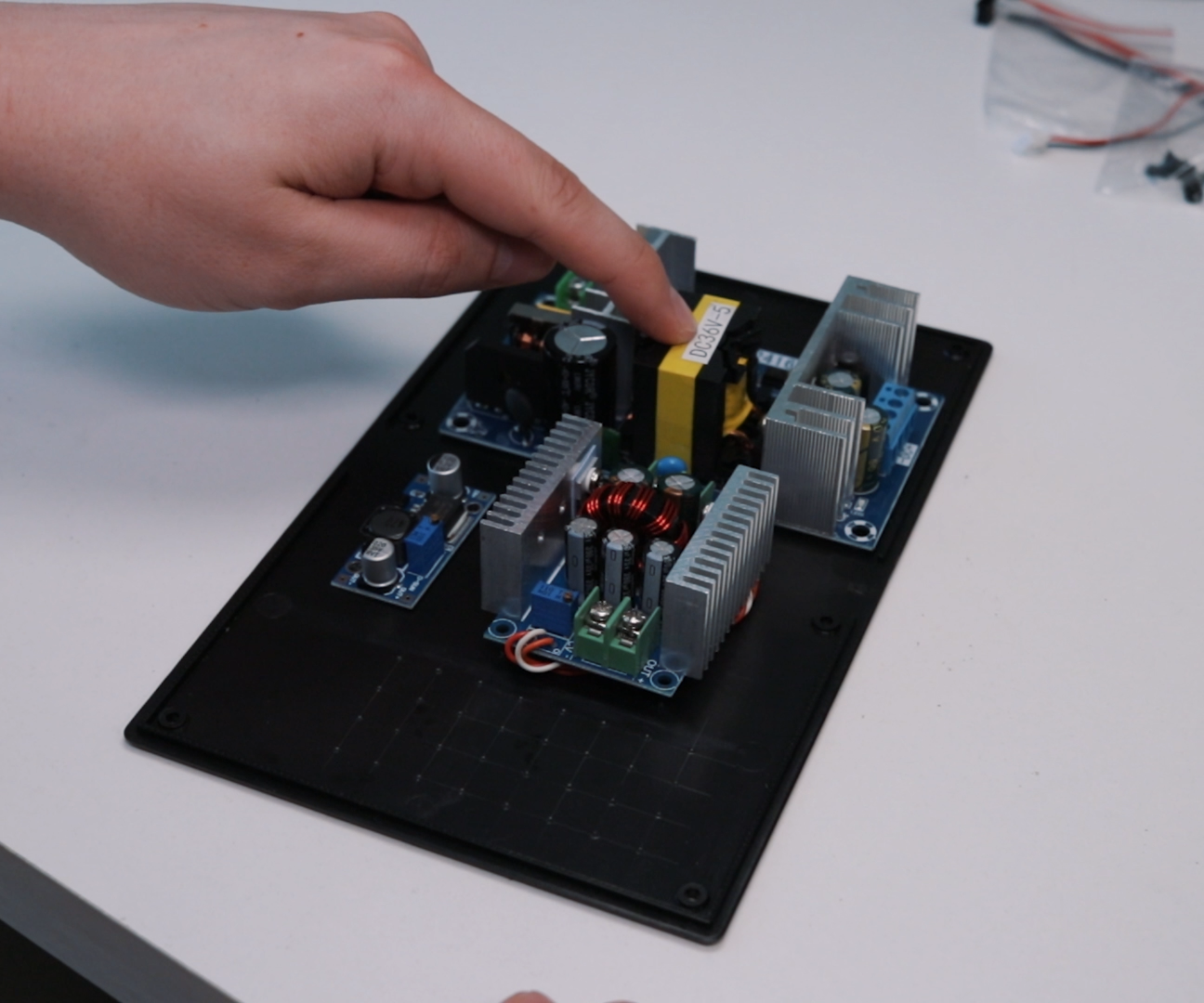 DIY Lab Bench Power Supply [Build + Tests] : 16 Steps (with Pictures ...