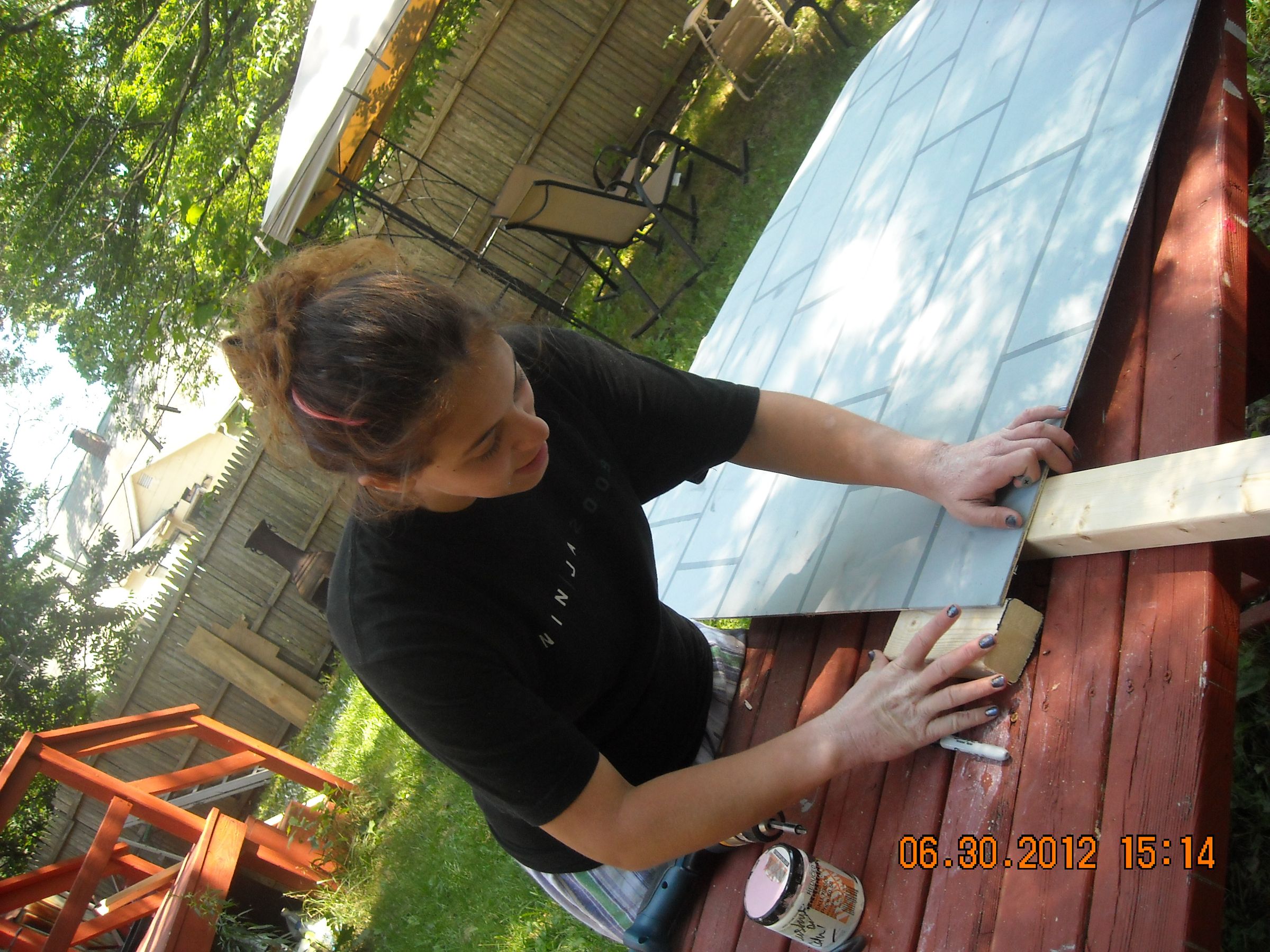 Fake Jail Cell Prop for Pictures : 8 Steps - Instructables