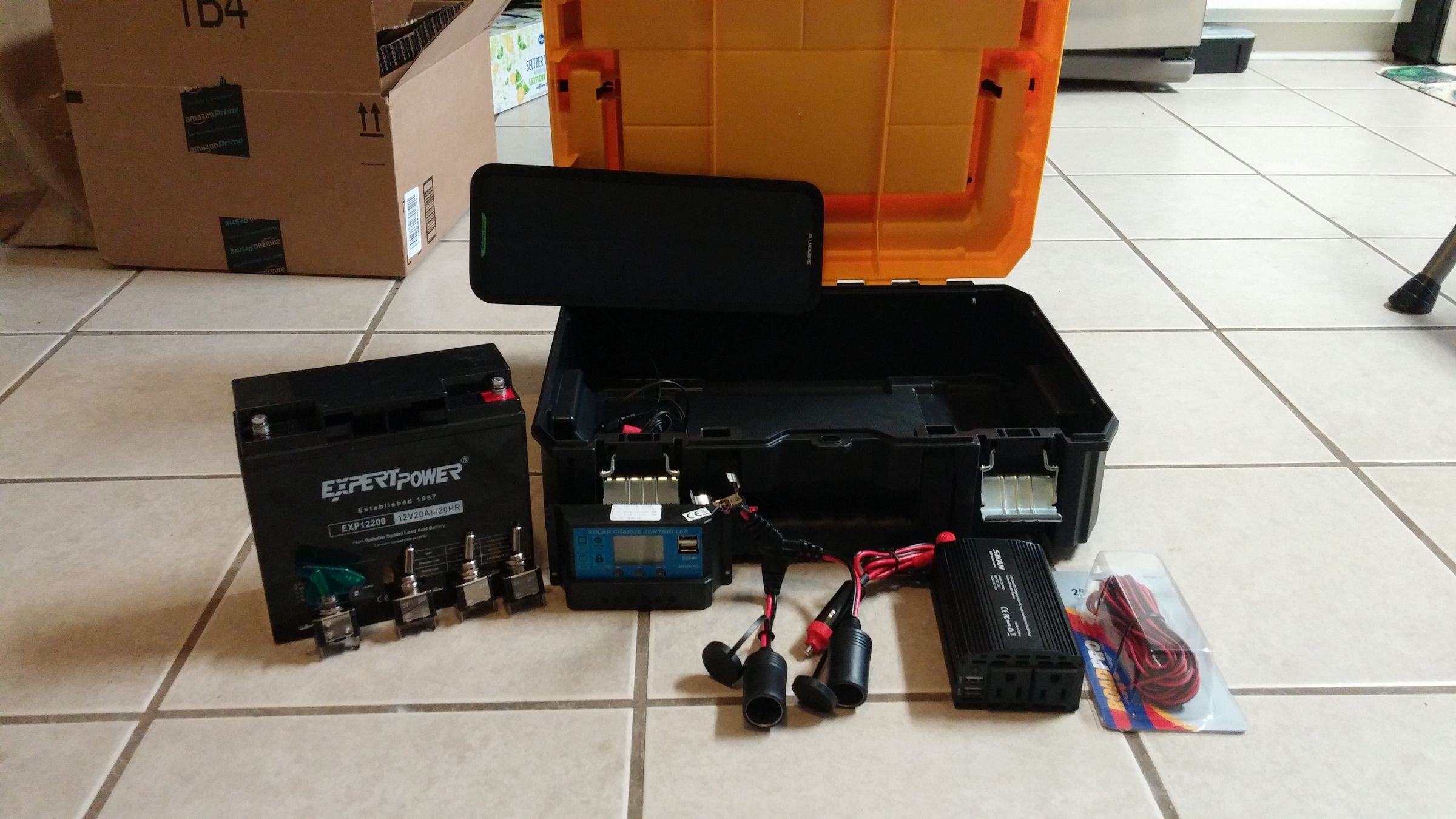 EASY Solar Charging Power Bank : 5 Steps (with Pictures) - Instructables