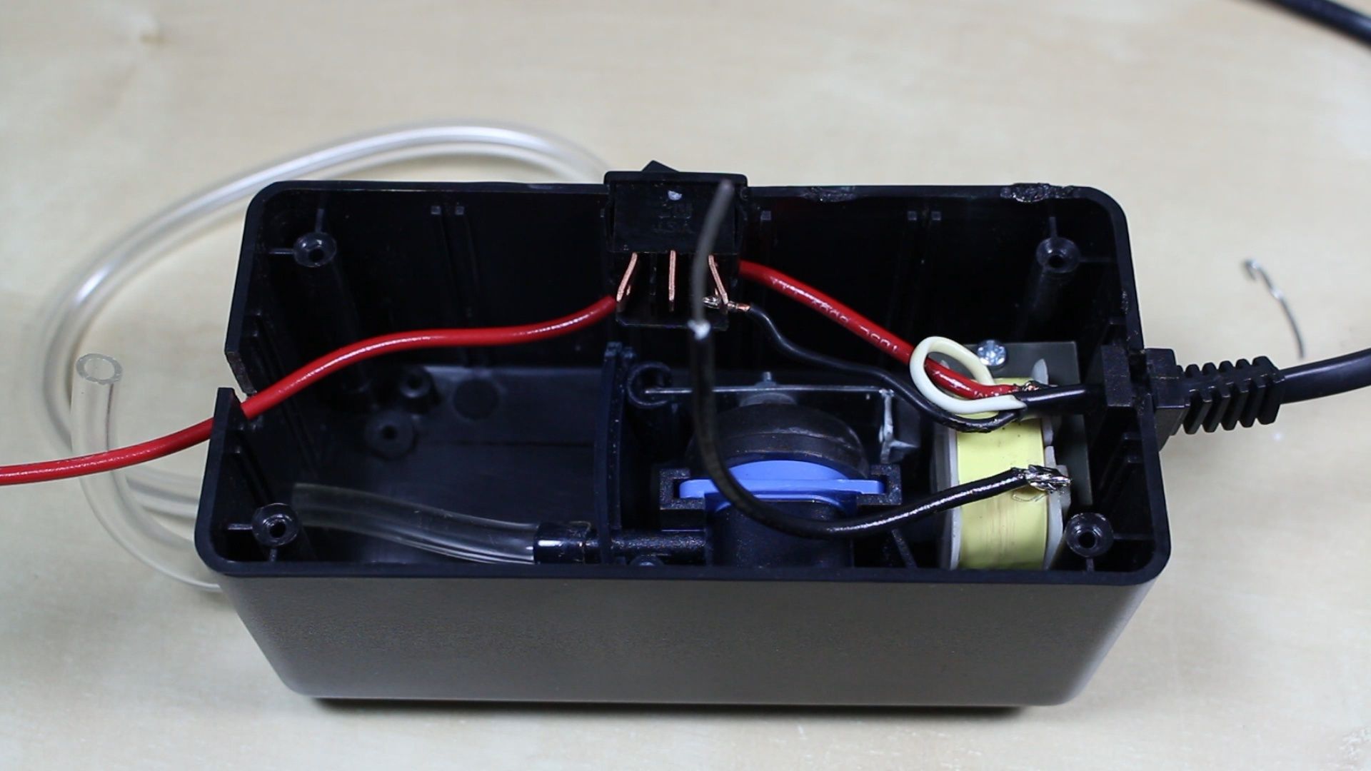 DIY GLOWING BUBBLE LIGHT - How to Make Your Own Futuristic Desk Light ...