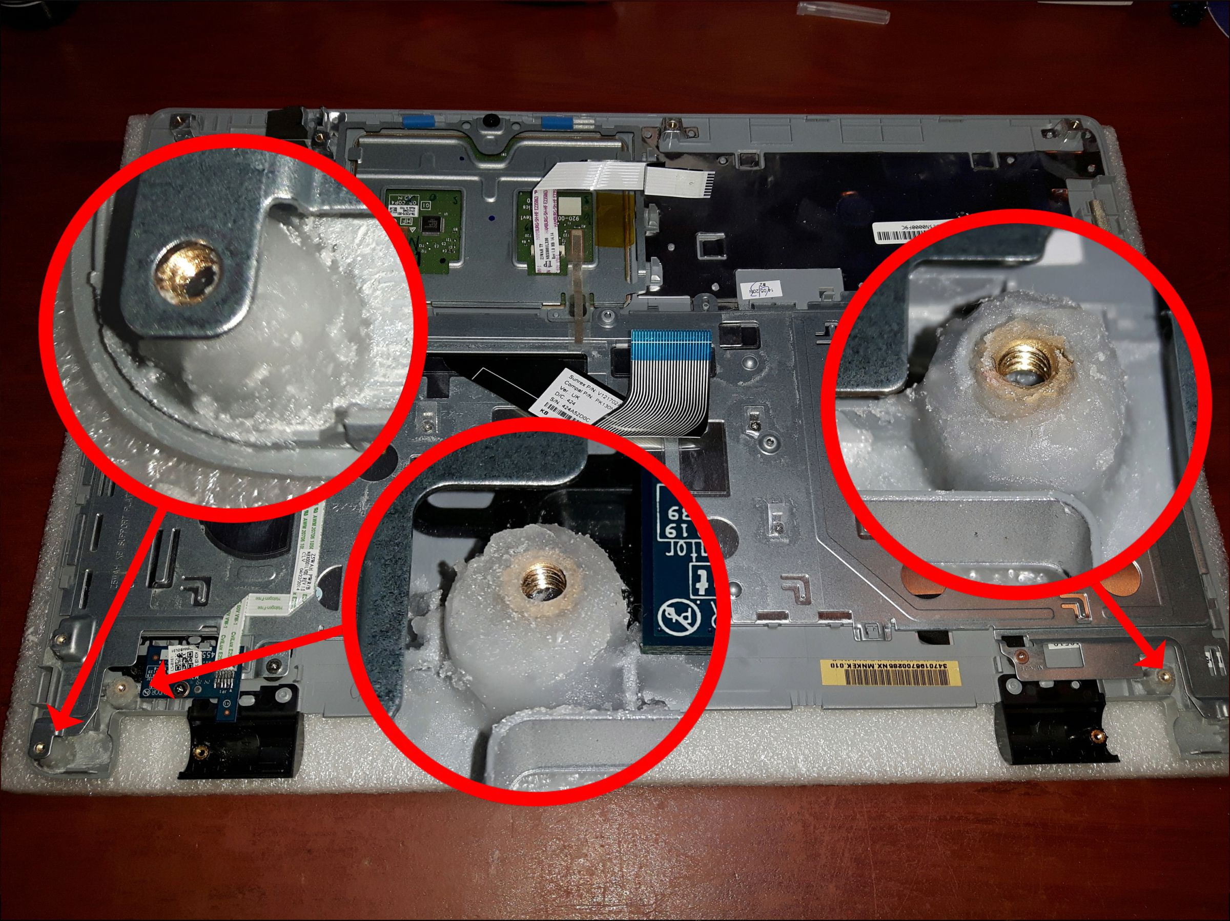 Laptop Hinge Repair/ Brass Insert Reattachment : 3 Steps (with Pictures ...