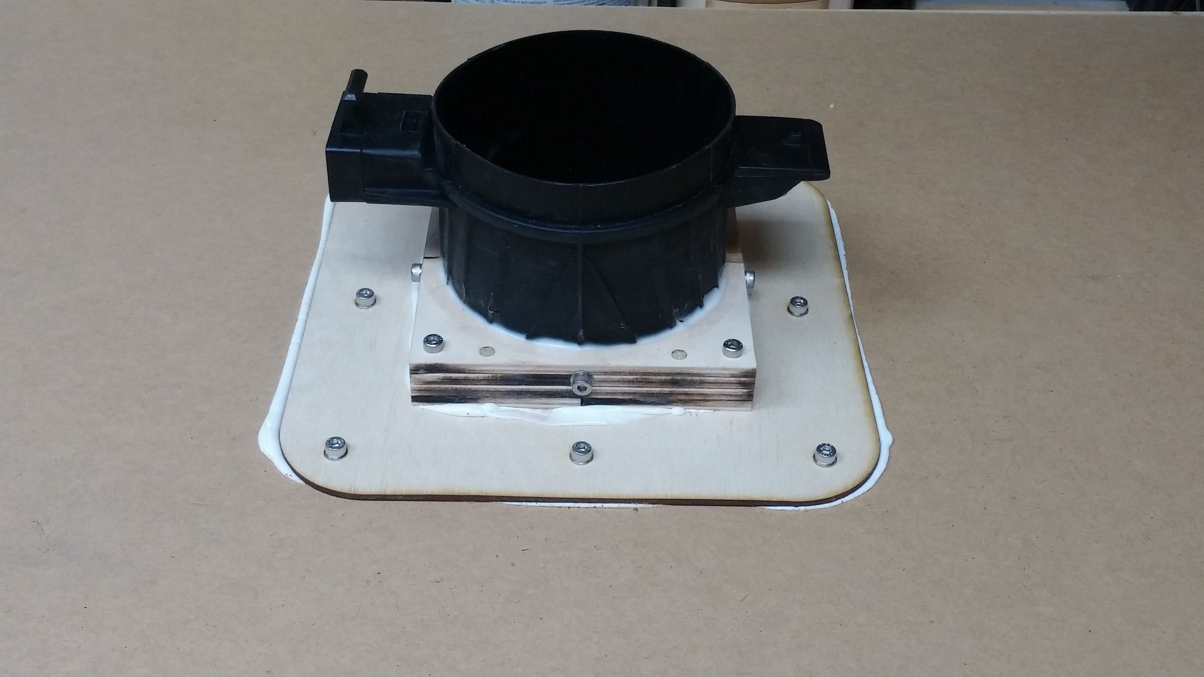 Easy DIY Downdraft / Sanding Table : 9 Steps (with Pictures ...