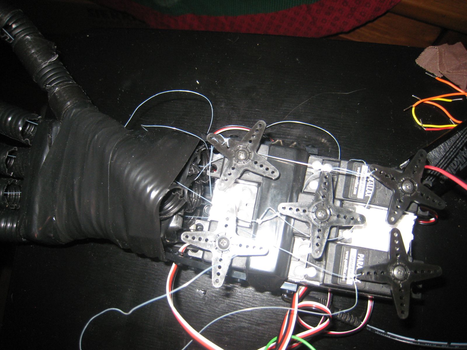 Arduino Wireless Animatronic Hand : 9 Steps - Instructables