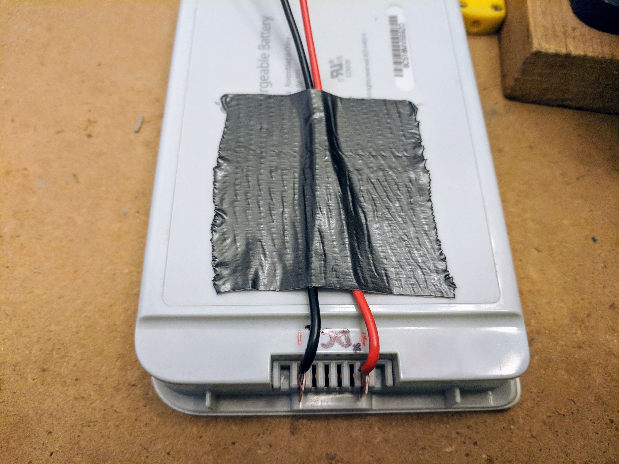 Reusing Laptop Batteries : 10 Steps - Instructables