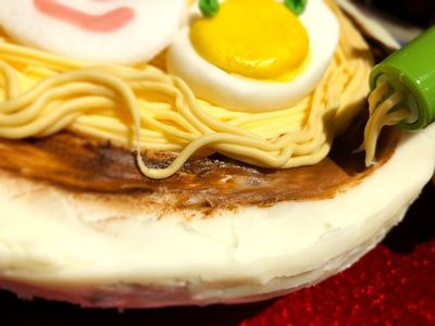 Gravity-Defying Ramen Cake : 16 Steps (with Pictures) - Instructables