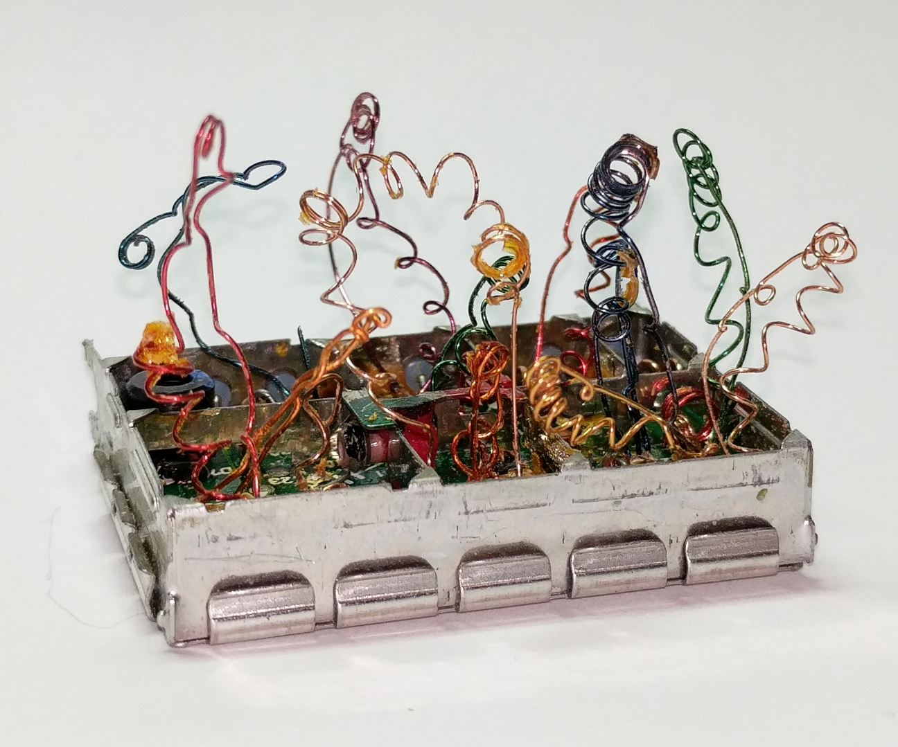 Amazing Modern Art From Broken Electronics : 7 Steps (with Pictures ...