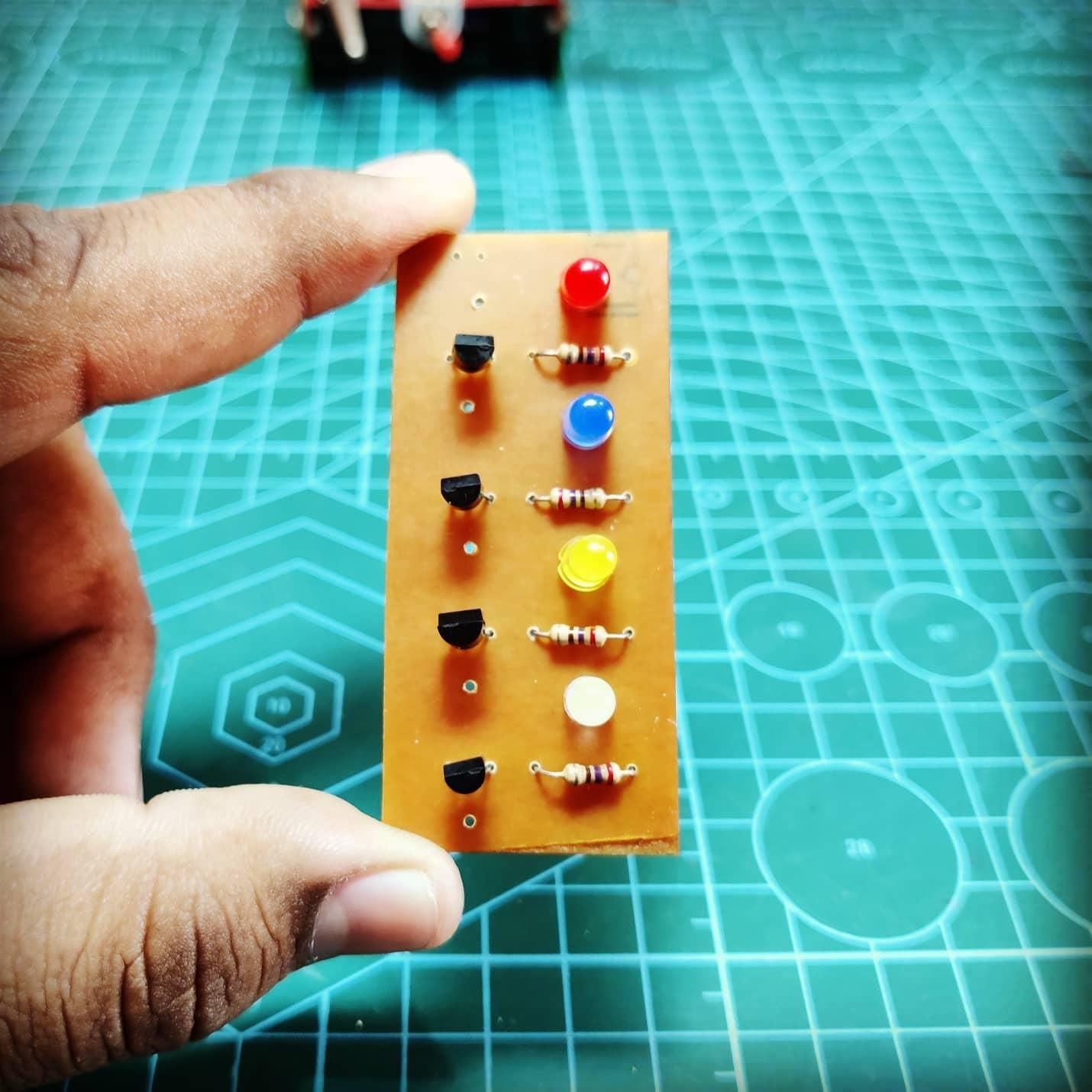 Water Level Indicator With Custom PCB Board : 5 Steps - Instructables