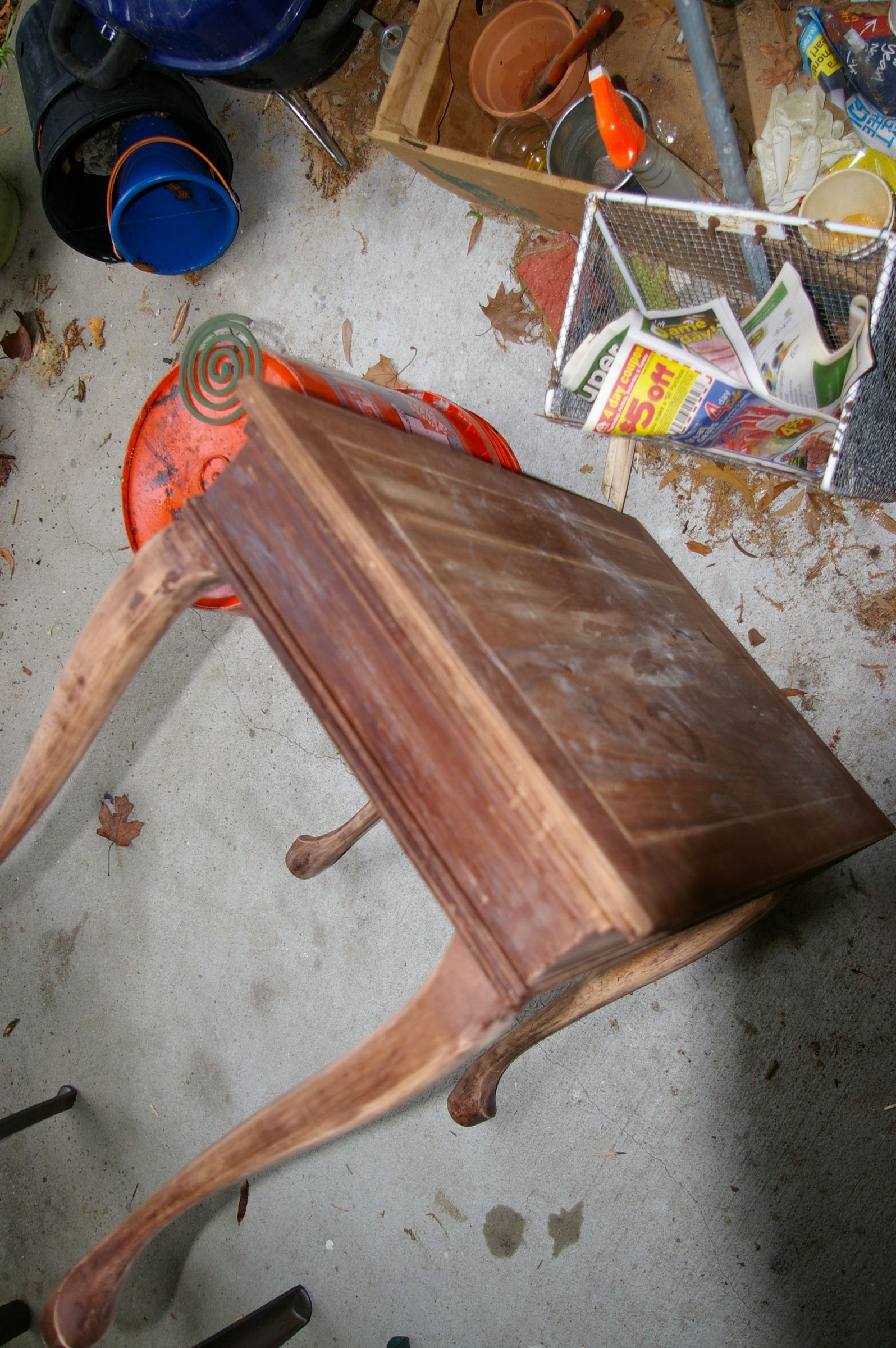 Broken Tile Table : 3 Steps - Instructables