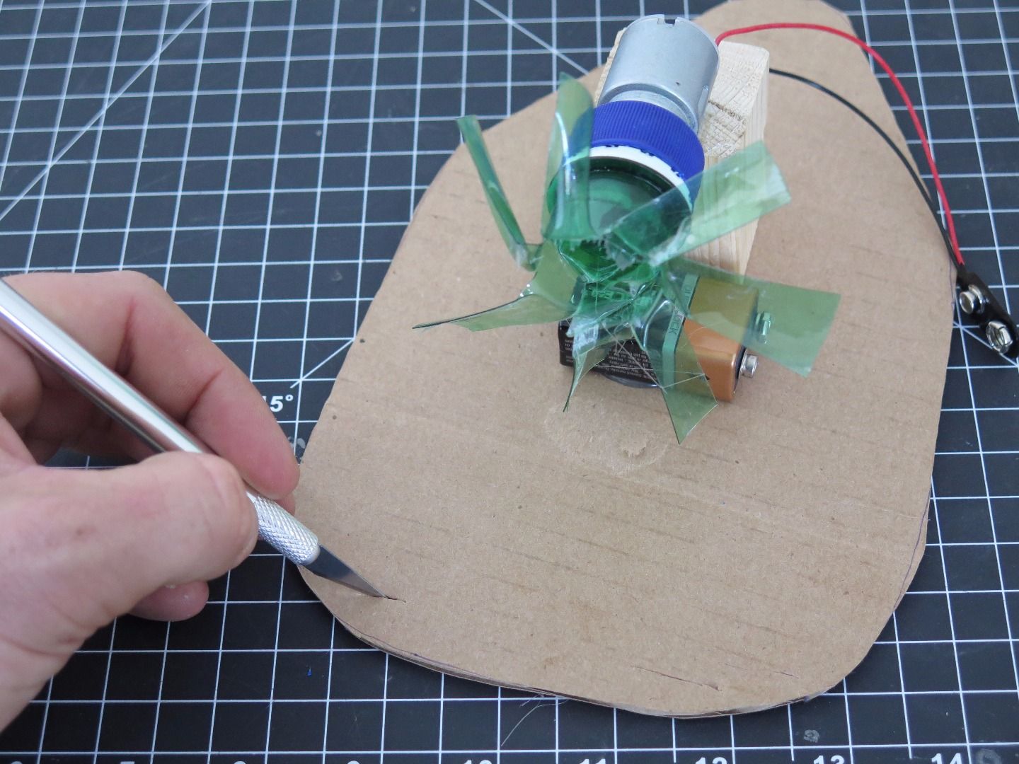 Self-Defeating Fan Car : 7 Steps (with Pictures) - Instructables