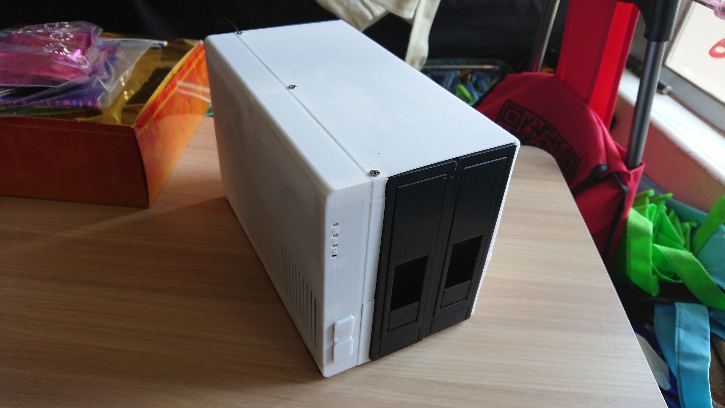 A Raspberry Pi NAS That Really Look Like a NAS : 13 Steps (with ...