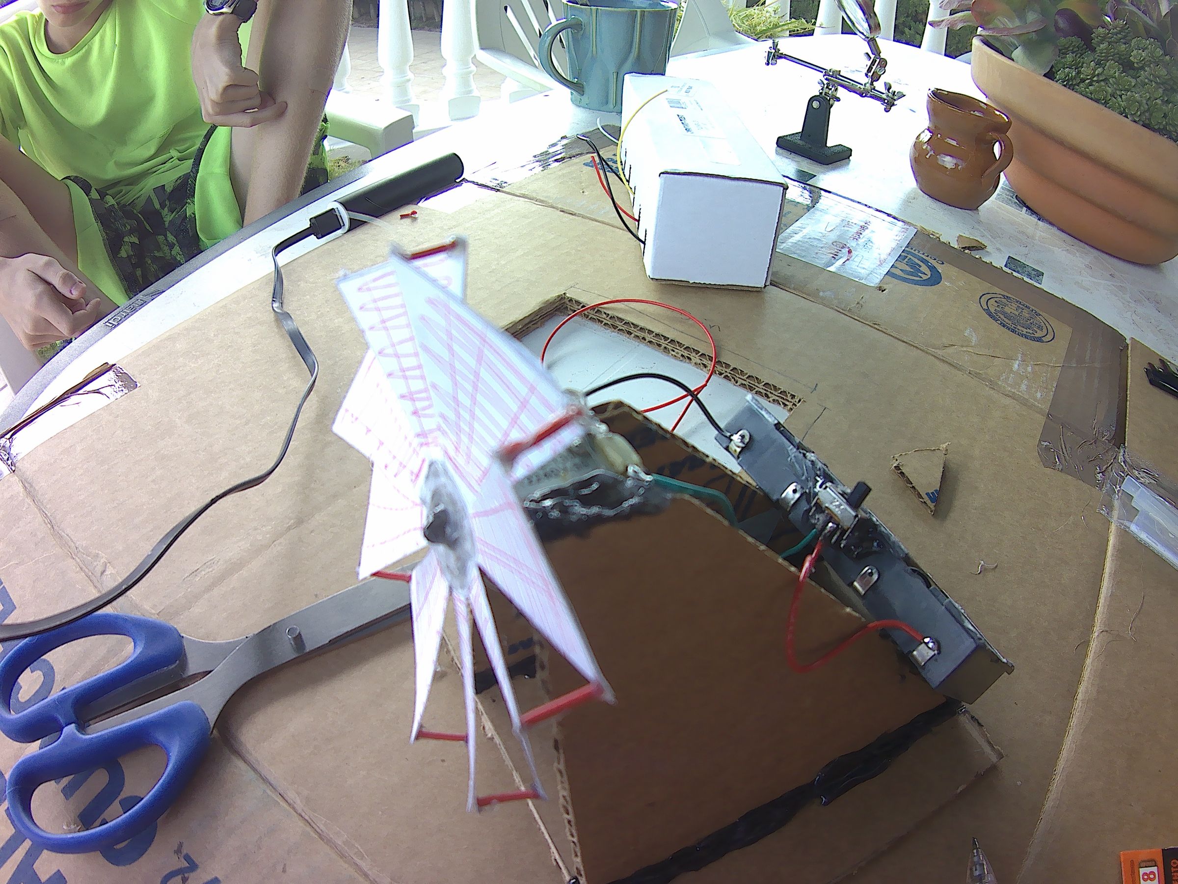 Pro Tips for Using Cardboard : 6 Steps (with Pictures) - Instructables