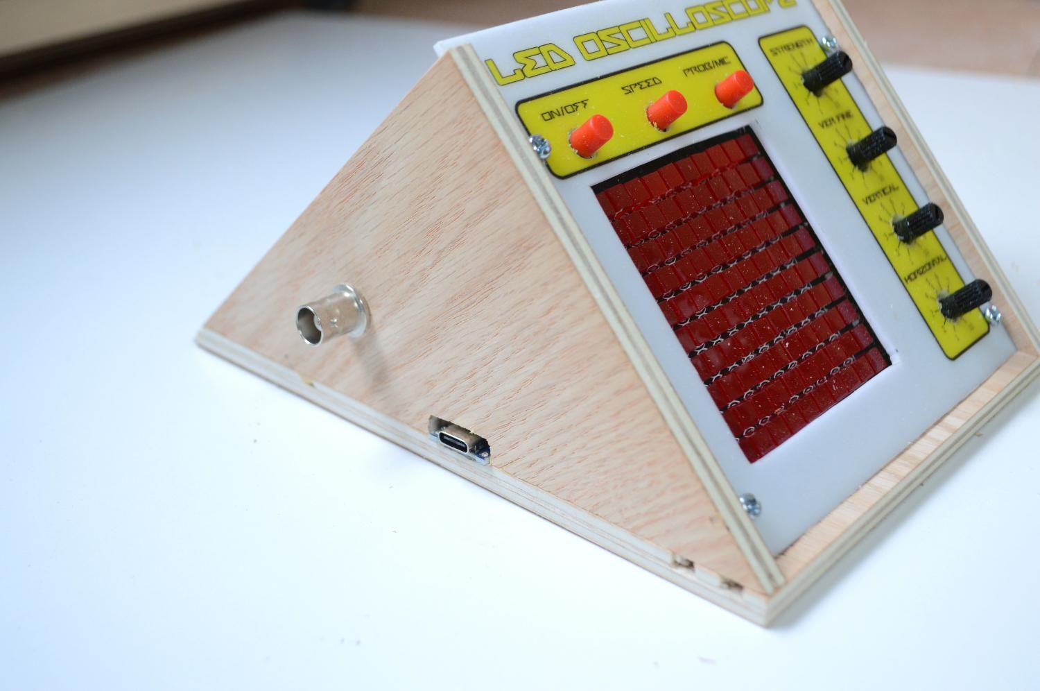 100 LED Oscilloscope : 12 Steps (with Pictures) - Instructables