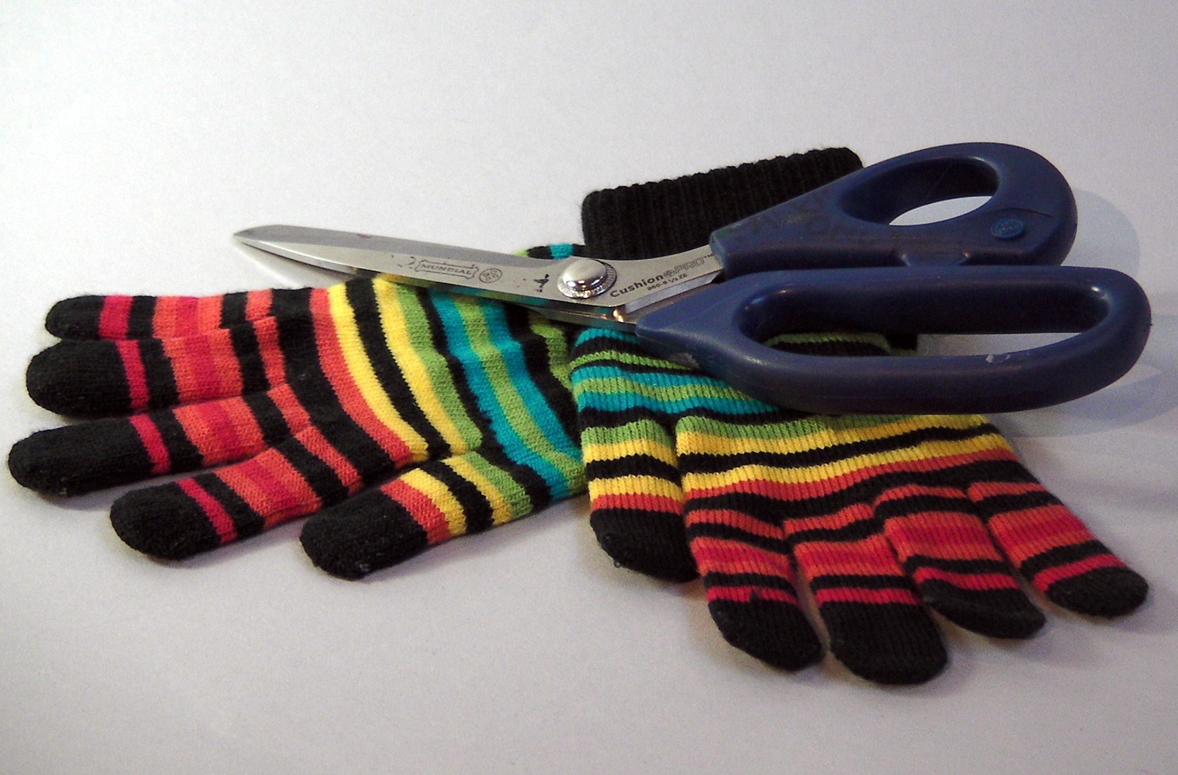 Easy Fingerless Gloves : 7 Steps - Instructables