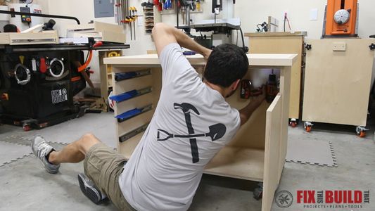 Mobile Tool Stand With Storage : 6 Steps (with Pictures) - Instructables