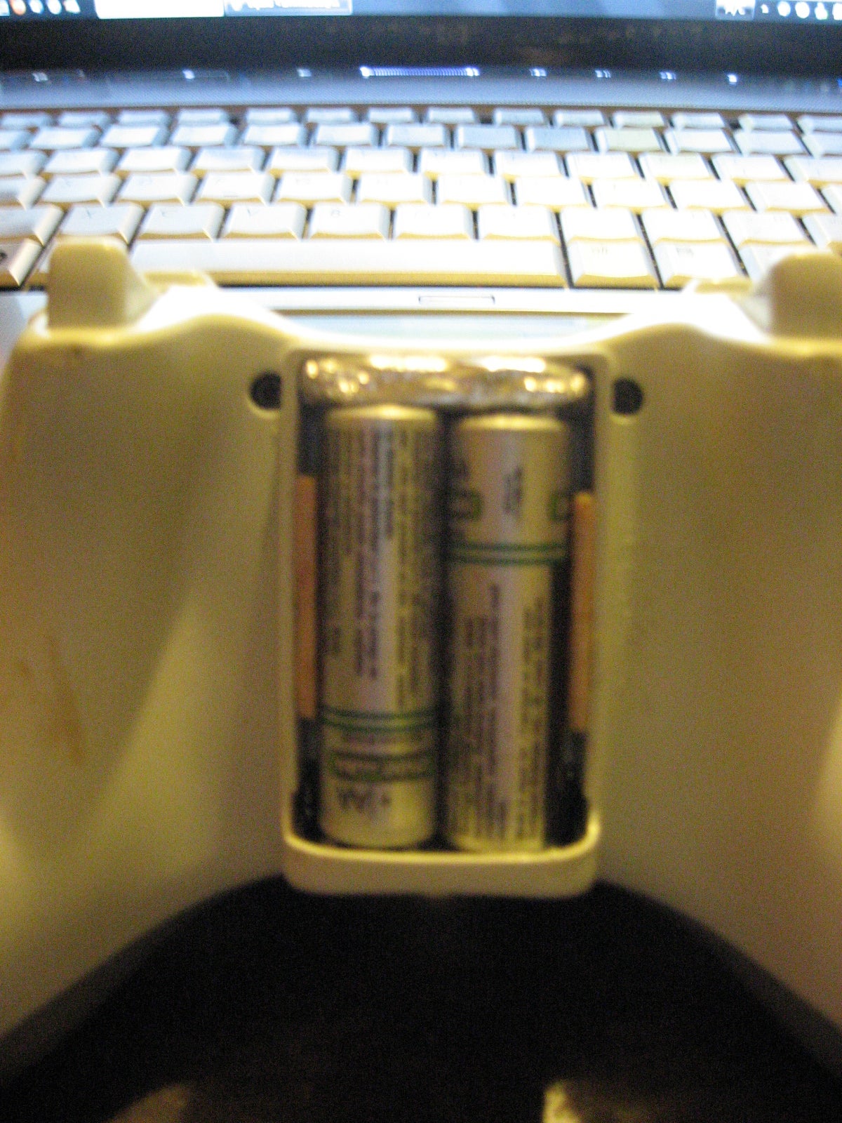 Improvised Xbox 360 AA Battery Pack - Instructables