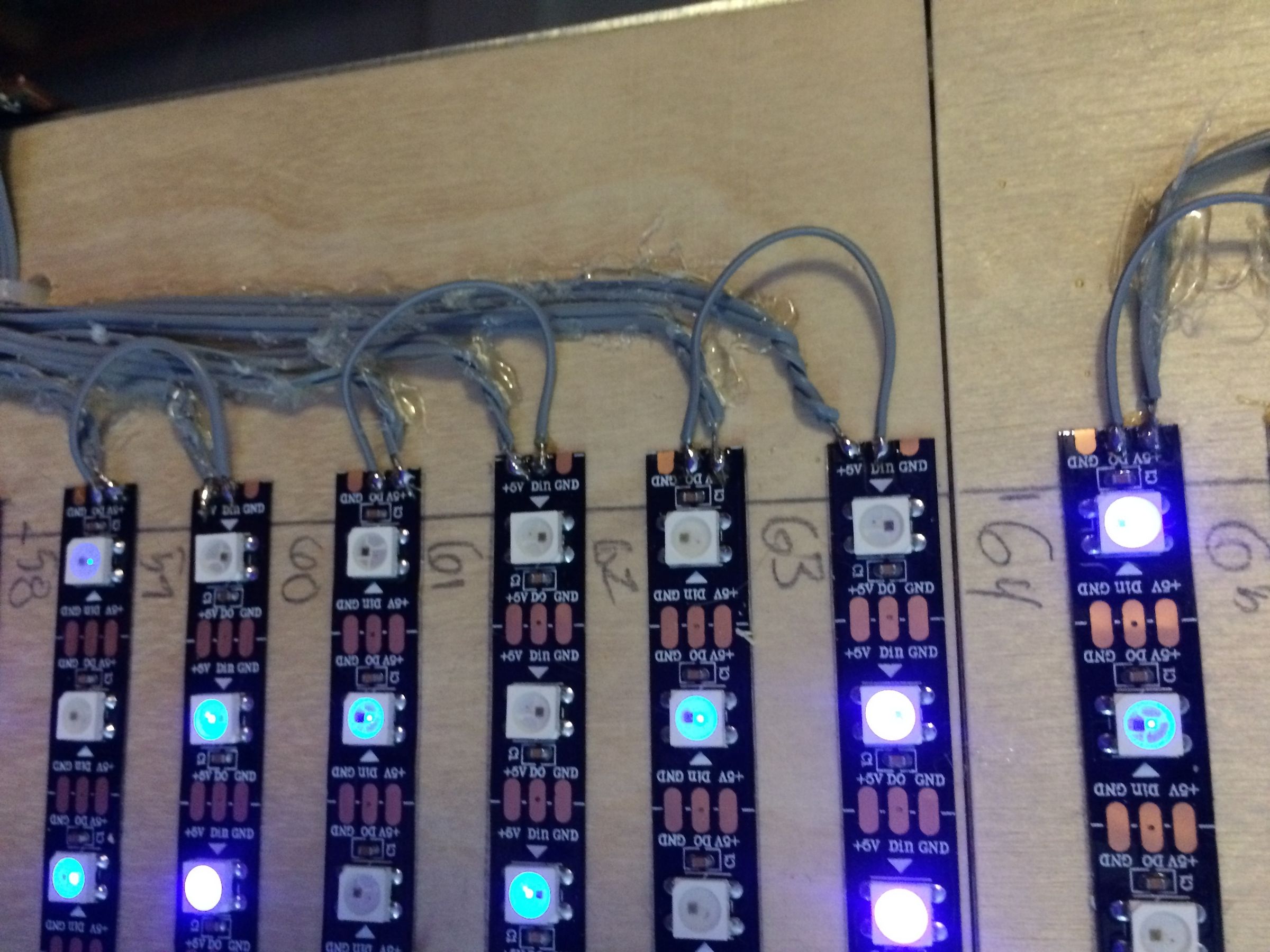 4000 Pixel Animated LED Mural [Cheap and Simple*] : 18 Steps (with ...