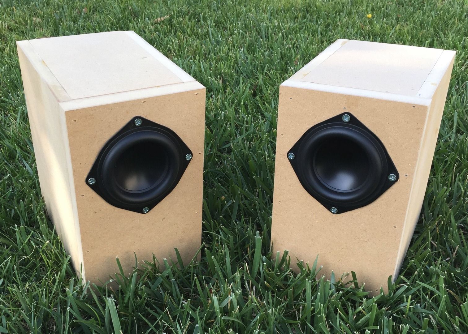 Design Your Own Reference Bookshelf Speakers : 27 Steps (with Pictures ...