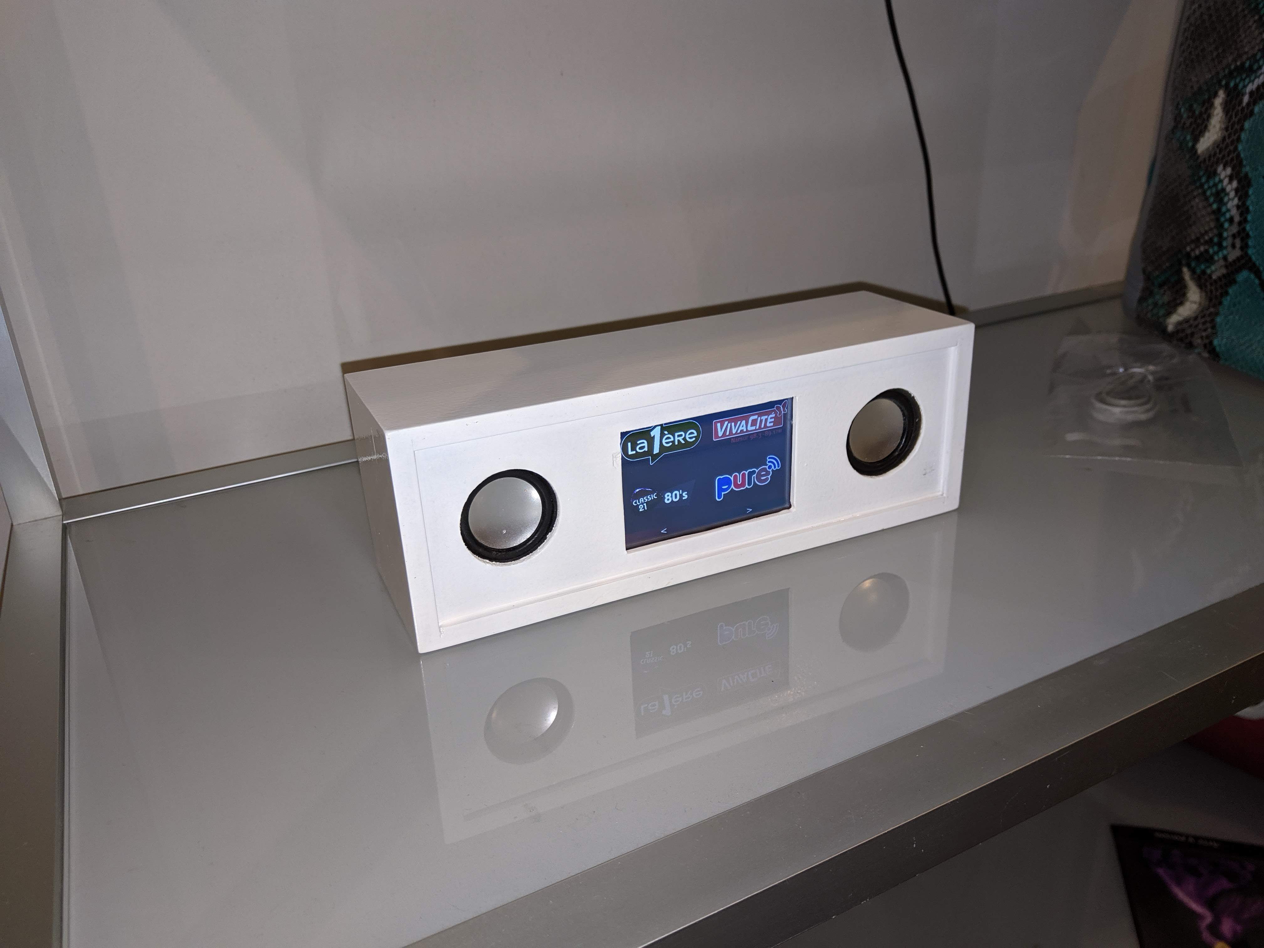 Internet Radio Using an ESP32 : 7 Steps (with Pictures) - Instructables