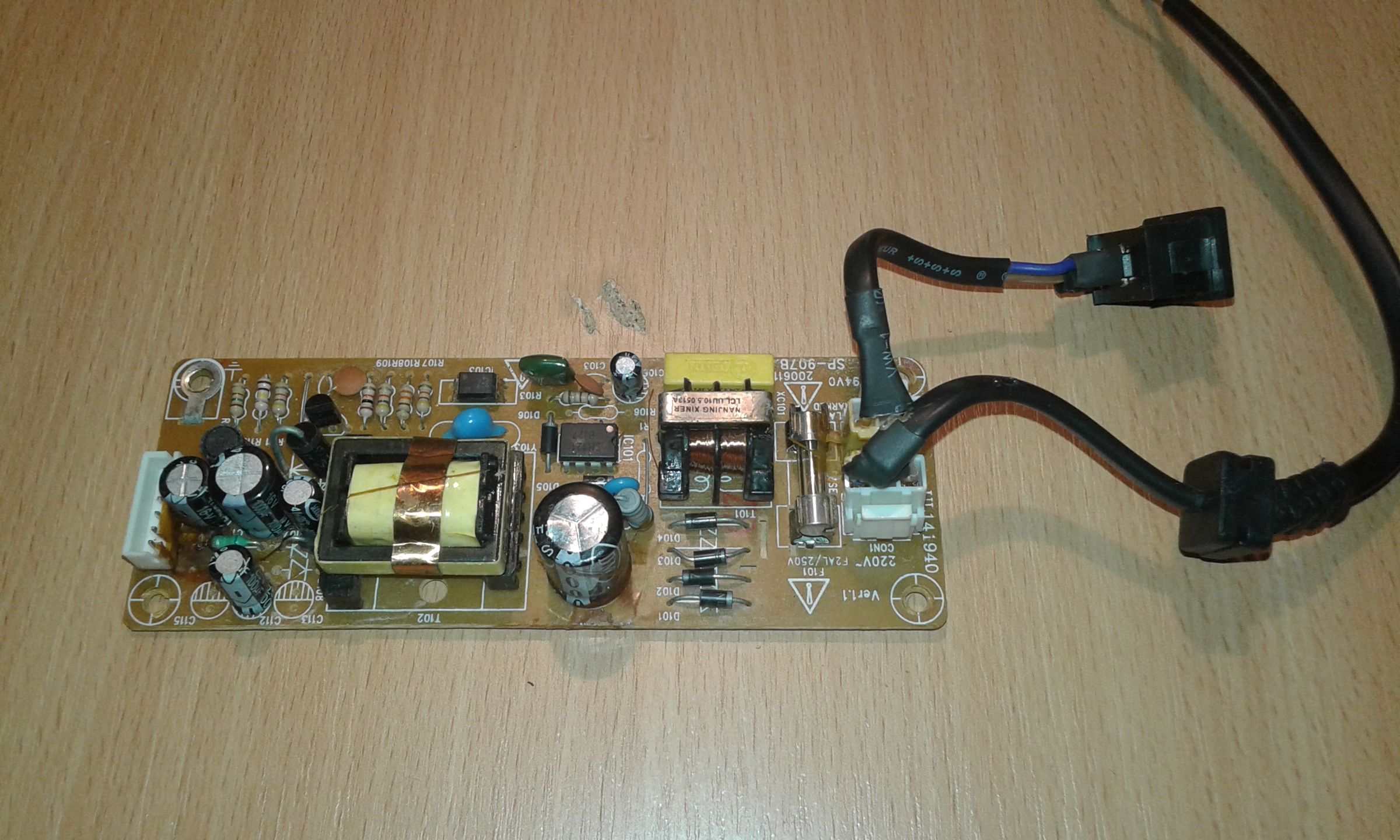 DIY DC Bench Power Supply Using the Dvd Player : 5 Steps (with Pictures ...