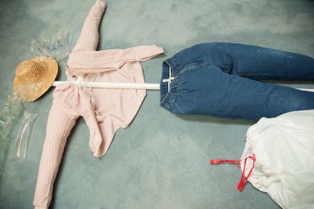 Life-Sized Scarecrow With Stand : 6 Steps - Instructables