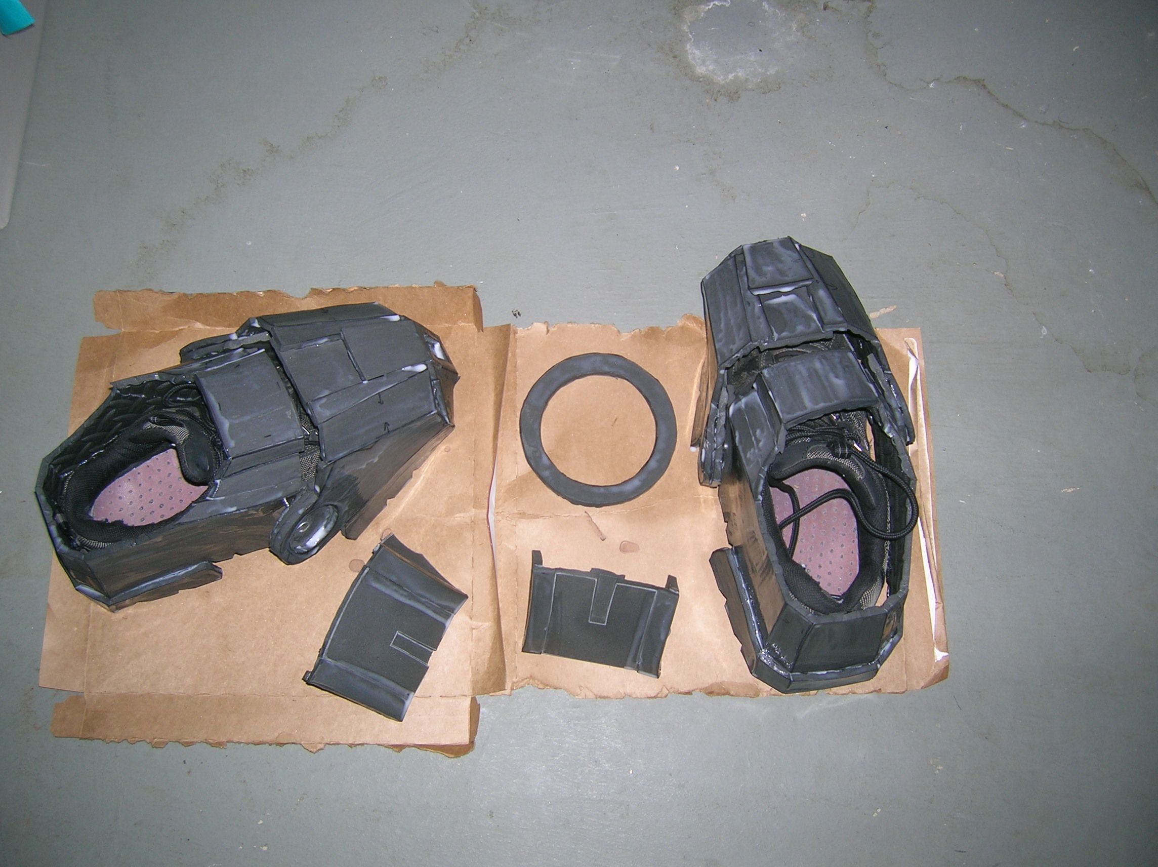 IRON MAN Costume : 7 Steps (with Pictures) - Instructables
