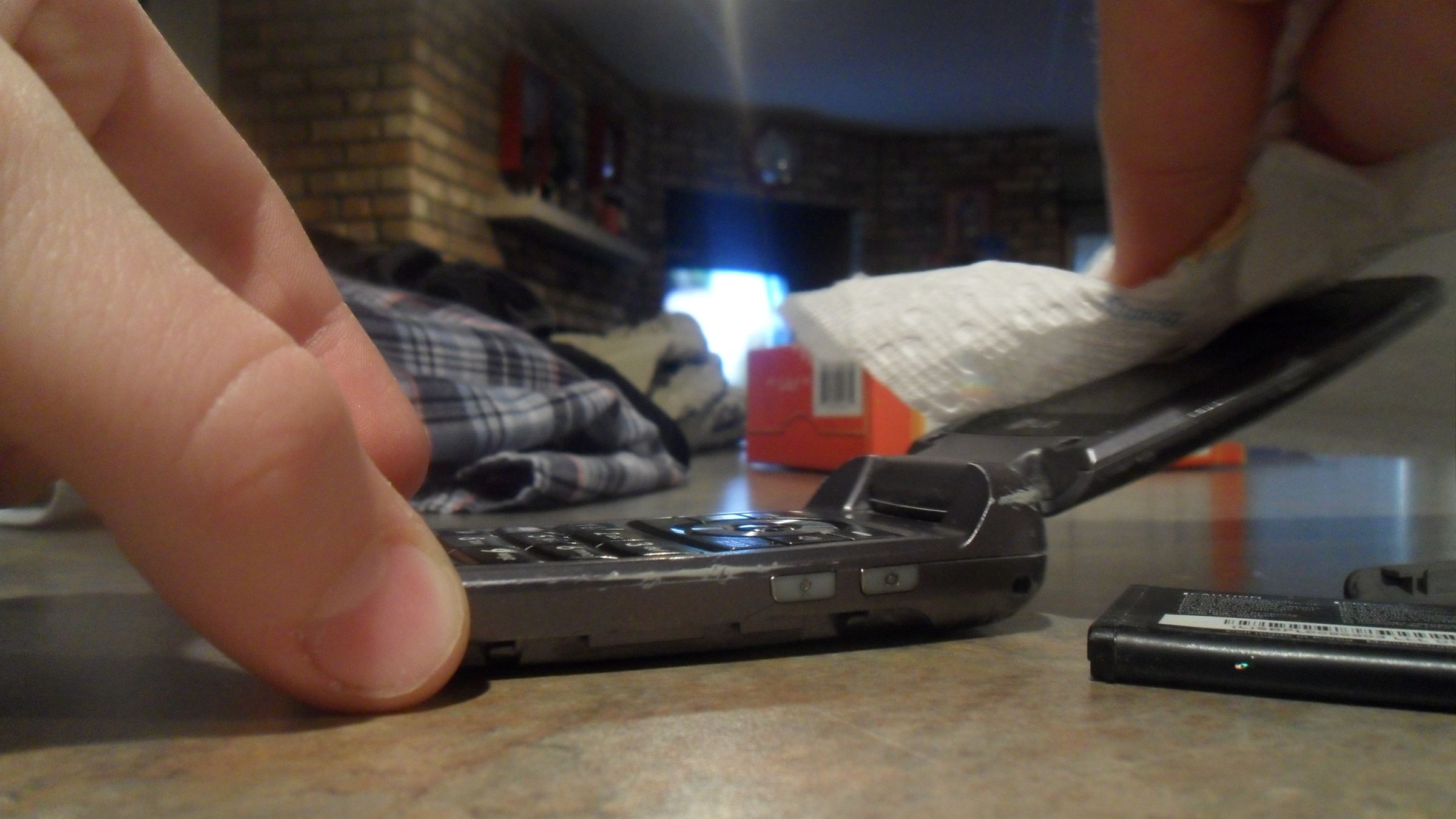 How to Dry Out and Fix a Cell Phone-water Damaged. : 6 Steps ...