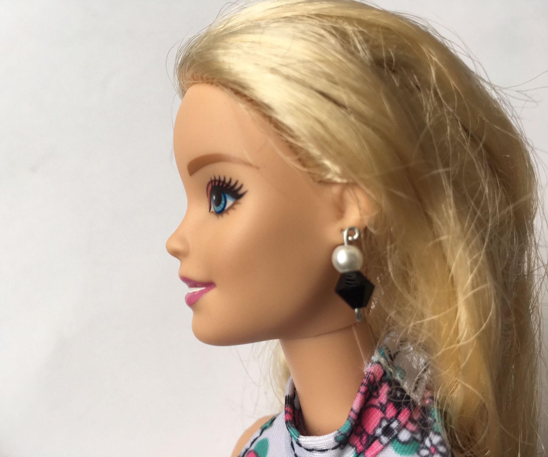 Piercing Barbie's Ears and DIY Earrings : 4 Steps (with Pictures ...
