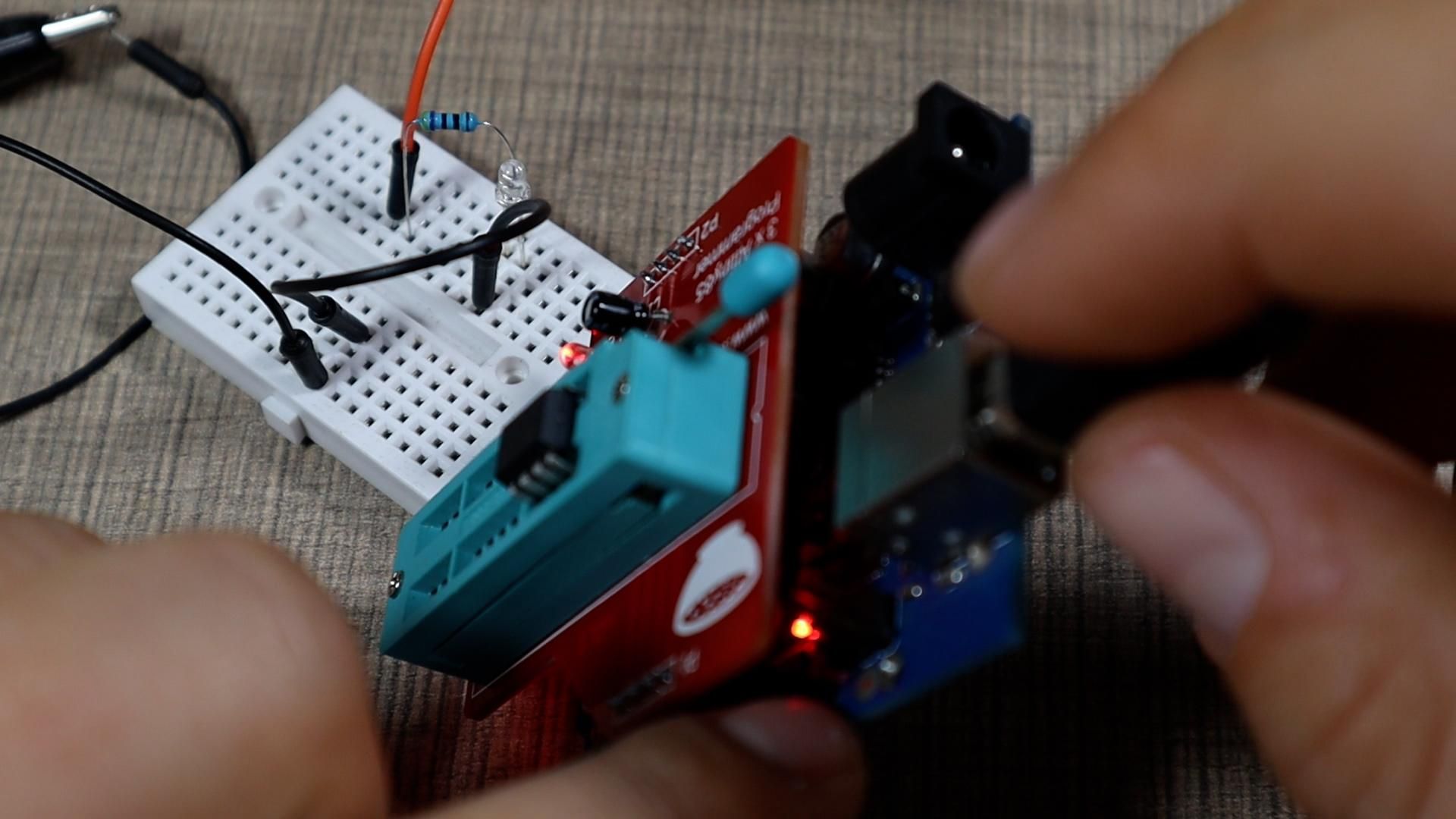 ATtiny Programmer Shield for 3 ICs at a Time : 7 Steps (with Pictures ...