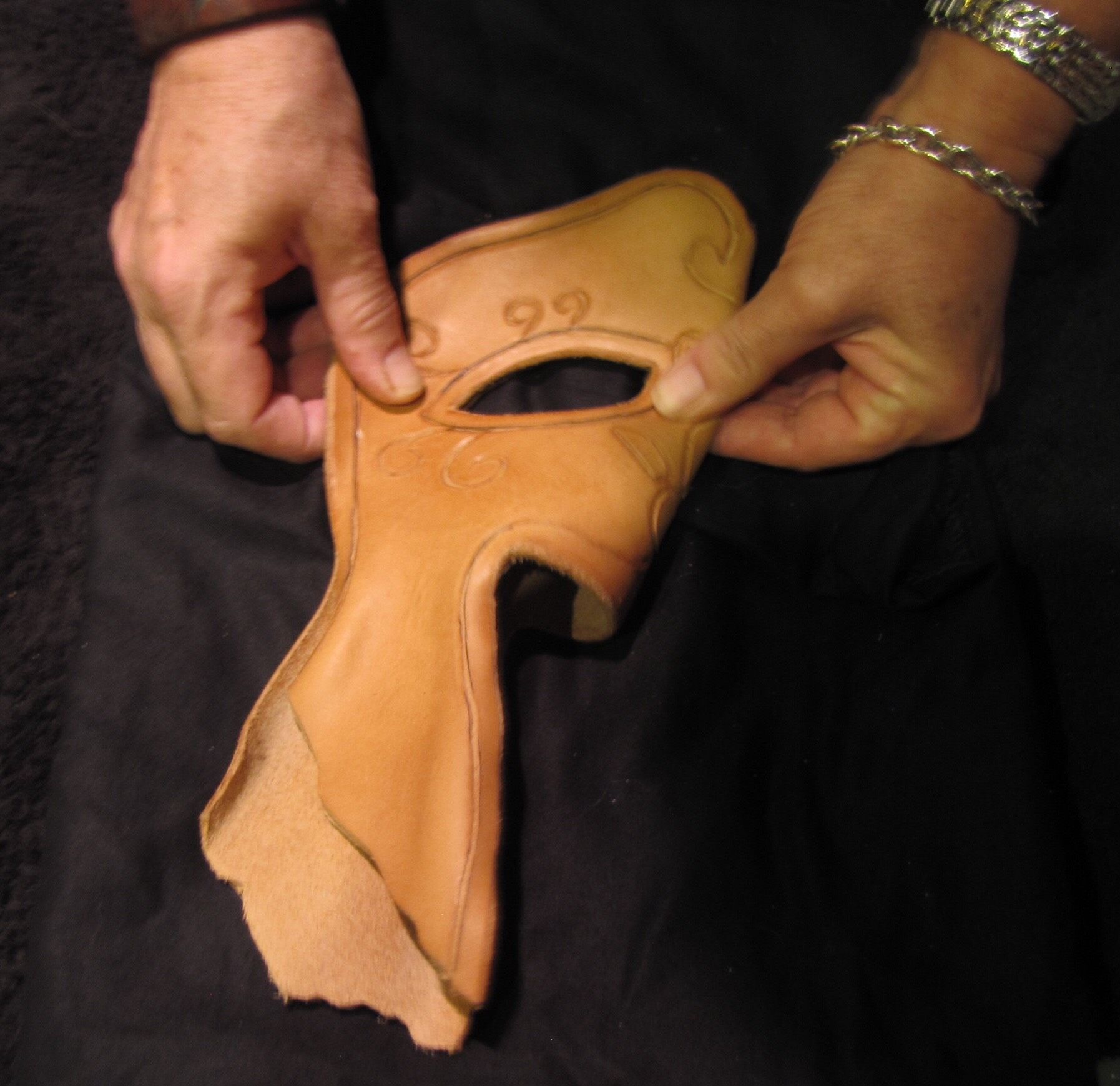 Sculpted Leather Mask Tutorial : 9 Steps (with Pictures) - Instructables