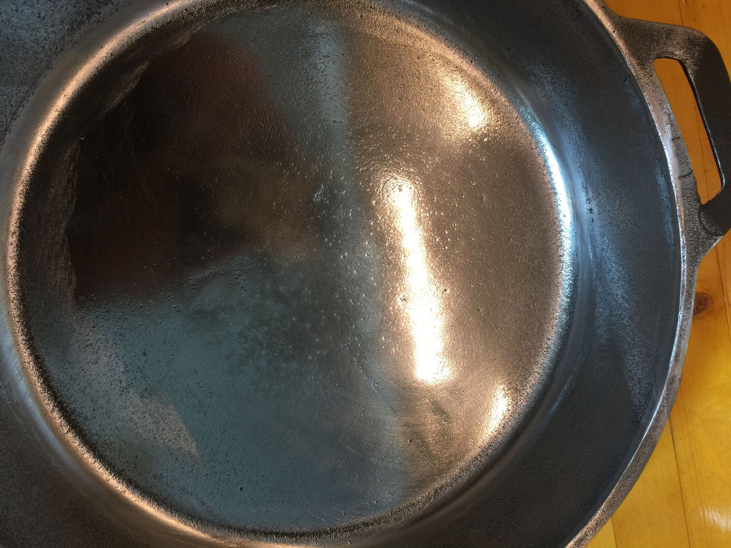 Sanding and Polishing - Cast Iron Skillet Cookware : 16 Steps (with ...