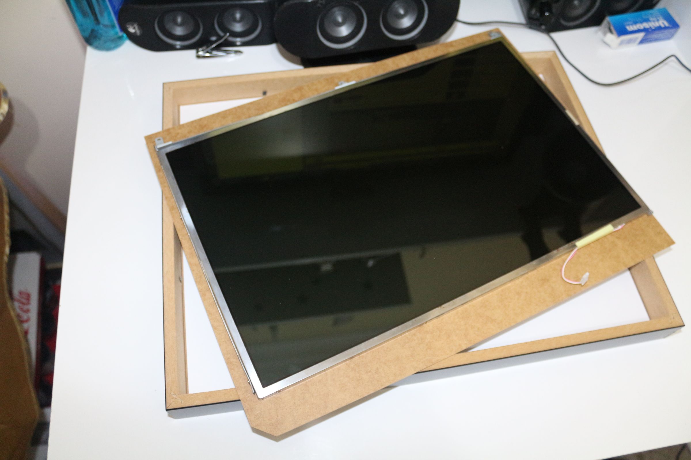 Frame for an Old Laptop LCD : 10 Steps - Instructables