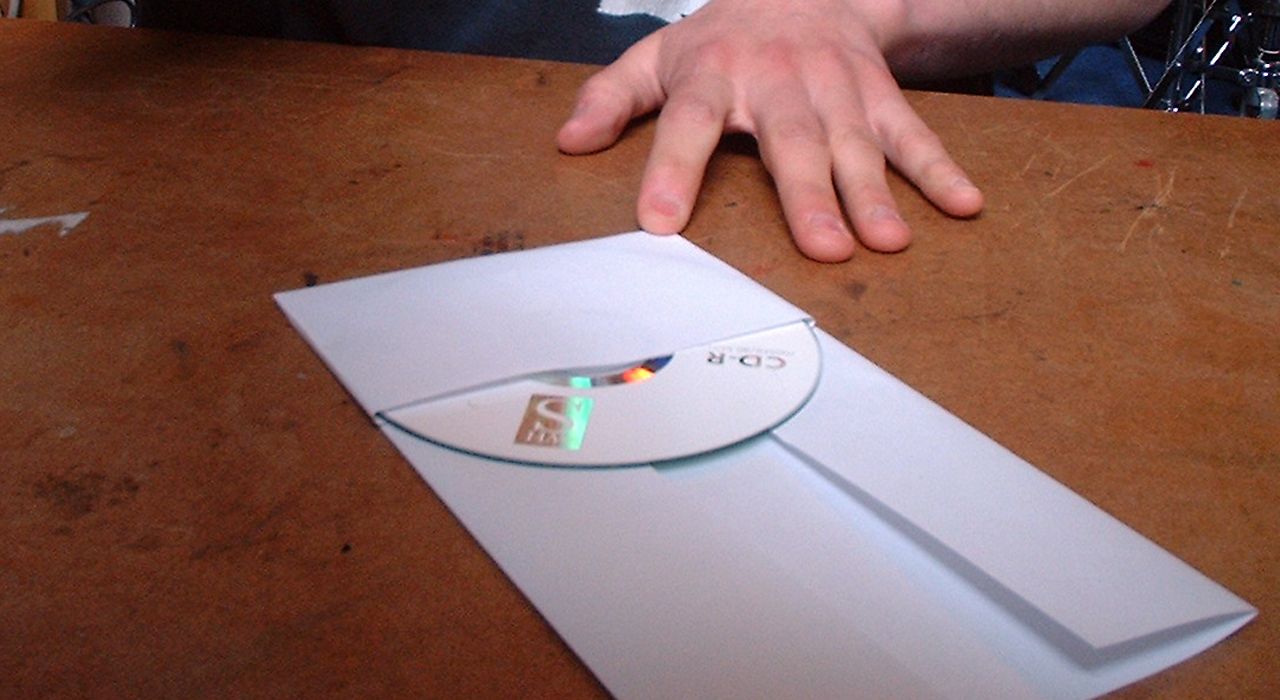 Open CD Cover II: CD Case From One Sheet of A4 : 11 Steps - Instructables
