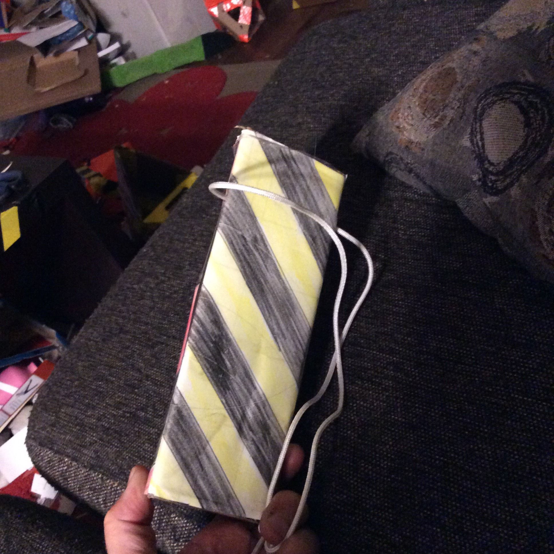 Cardboard Triangle Tube : 5 Steps (with Pictures) - Instructables