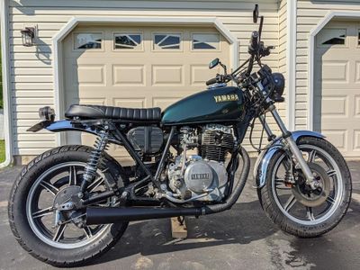 Restore and Modify Motorcycle - 1981 Yamaha XS-400 : 8 Steps (with ...