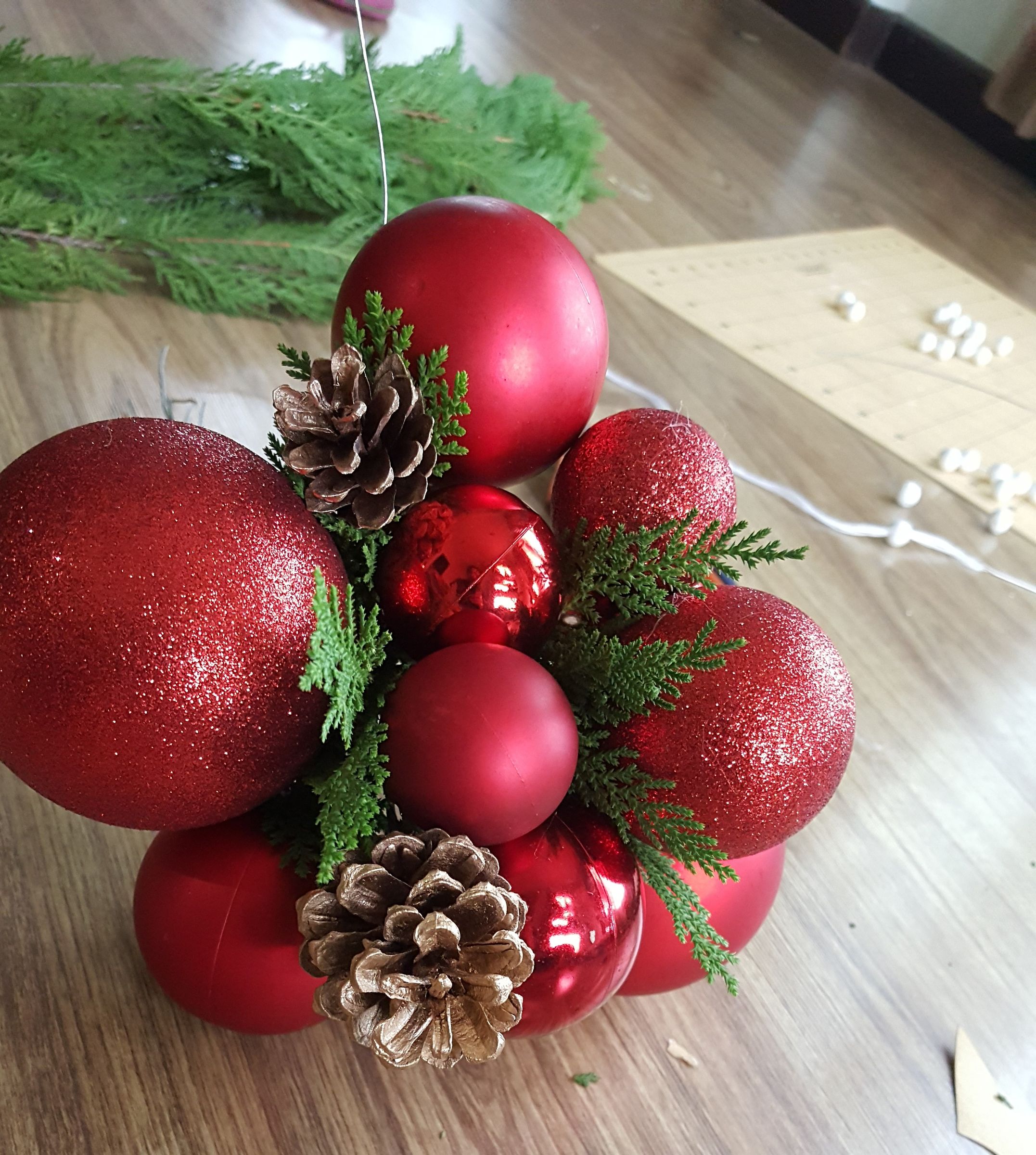 Christmas Bauble Wedding Bouquet : 6 Steps (with Pictures) - Instructables