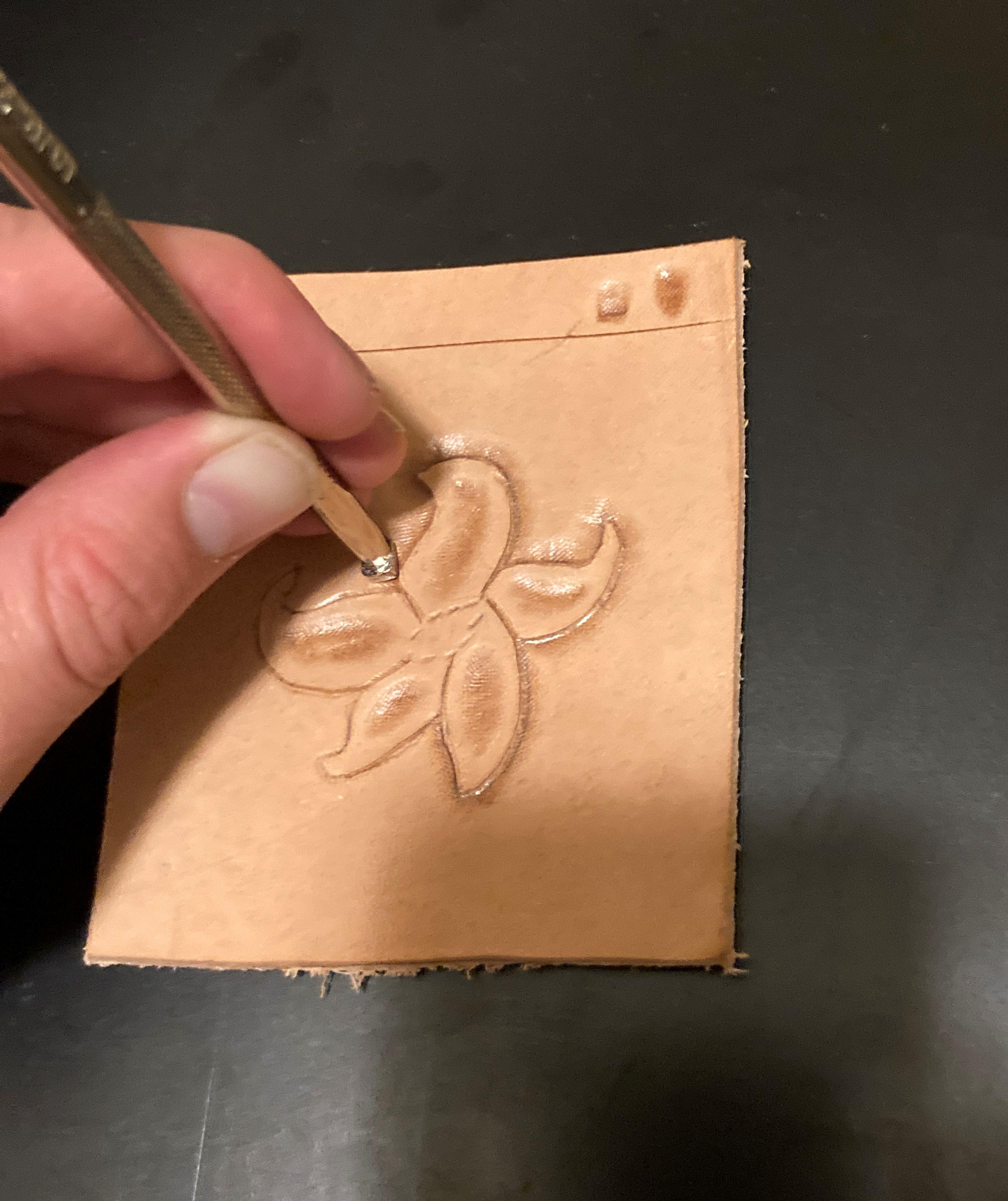 Simple Leather Carving : 10 Steps (with Pictures) - Instructables