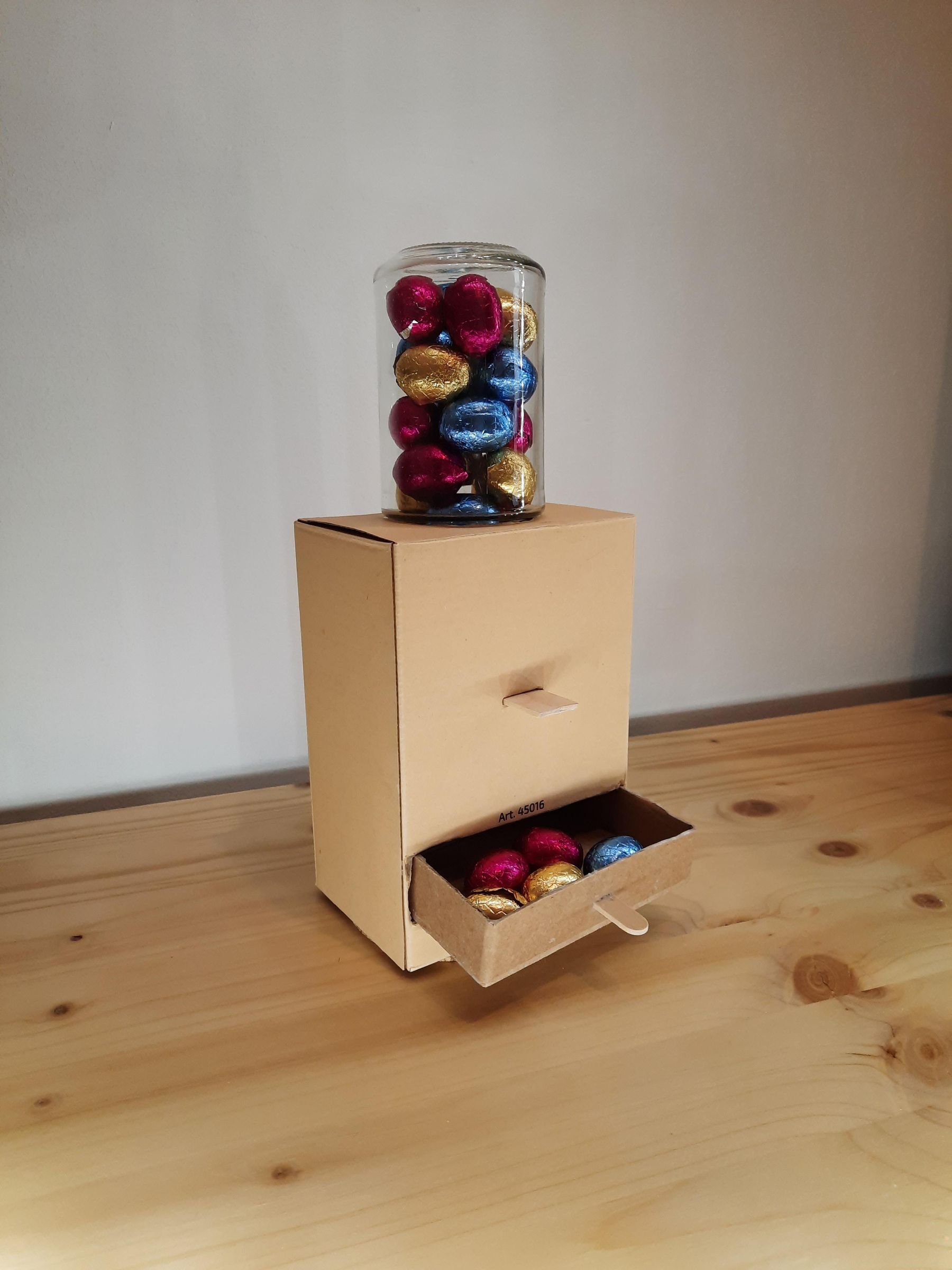 How to Make a Candy Dispenser : 5 Steps (with Pictures) - Instructables