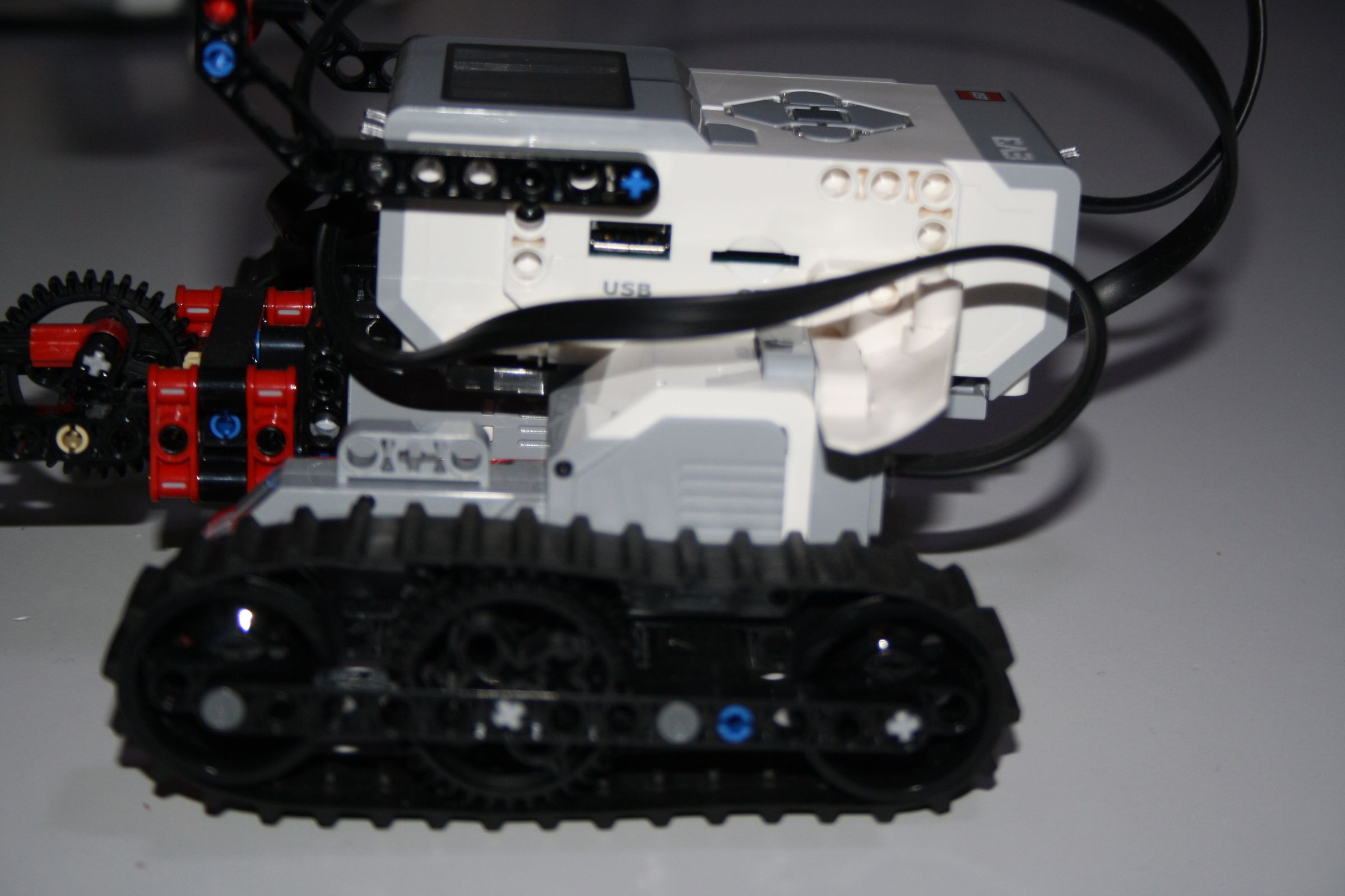 Lego Ev3 Build for Learning Programing and Robotics : 9 Steps ...