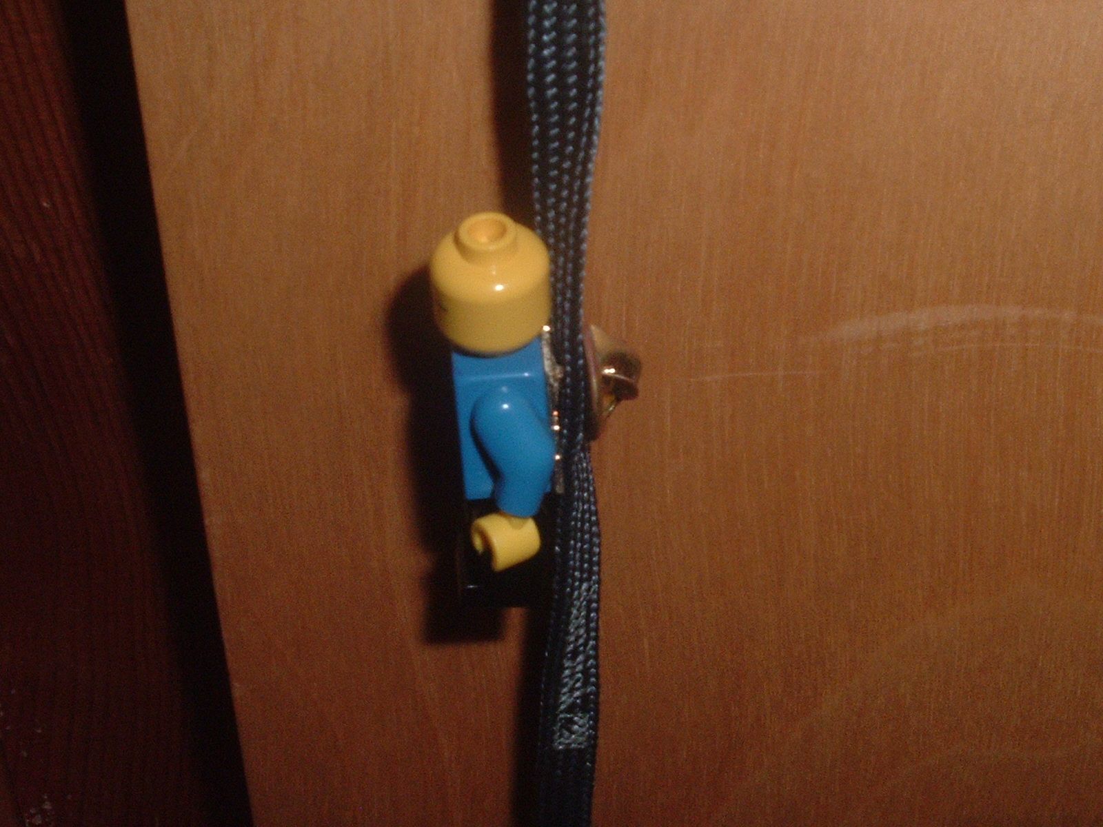 LEGO Man Keychain : 5 Steps - Instructables