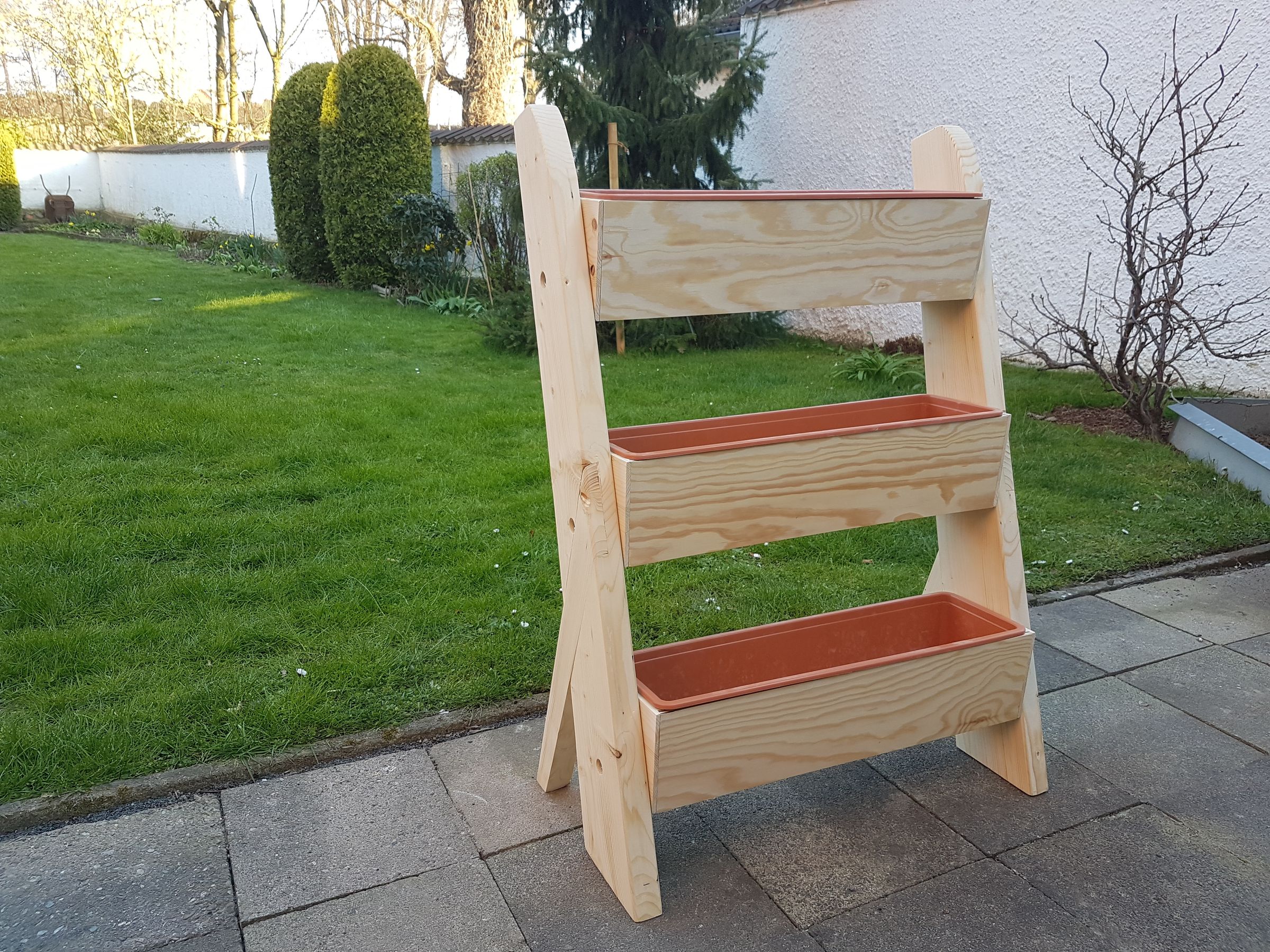 How to Make a 3-Level Planting Rack : 4 Steps (with Pictures ...