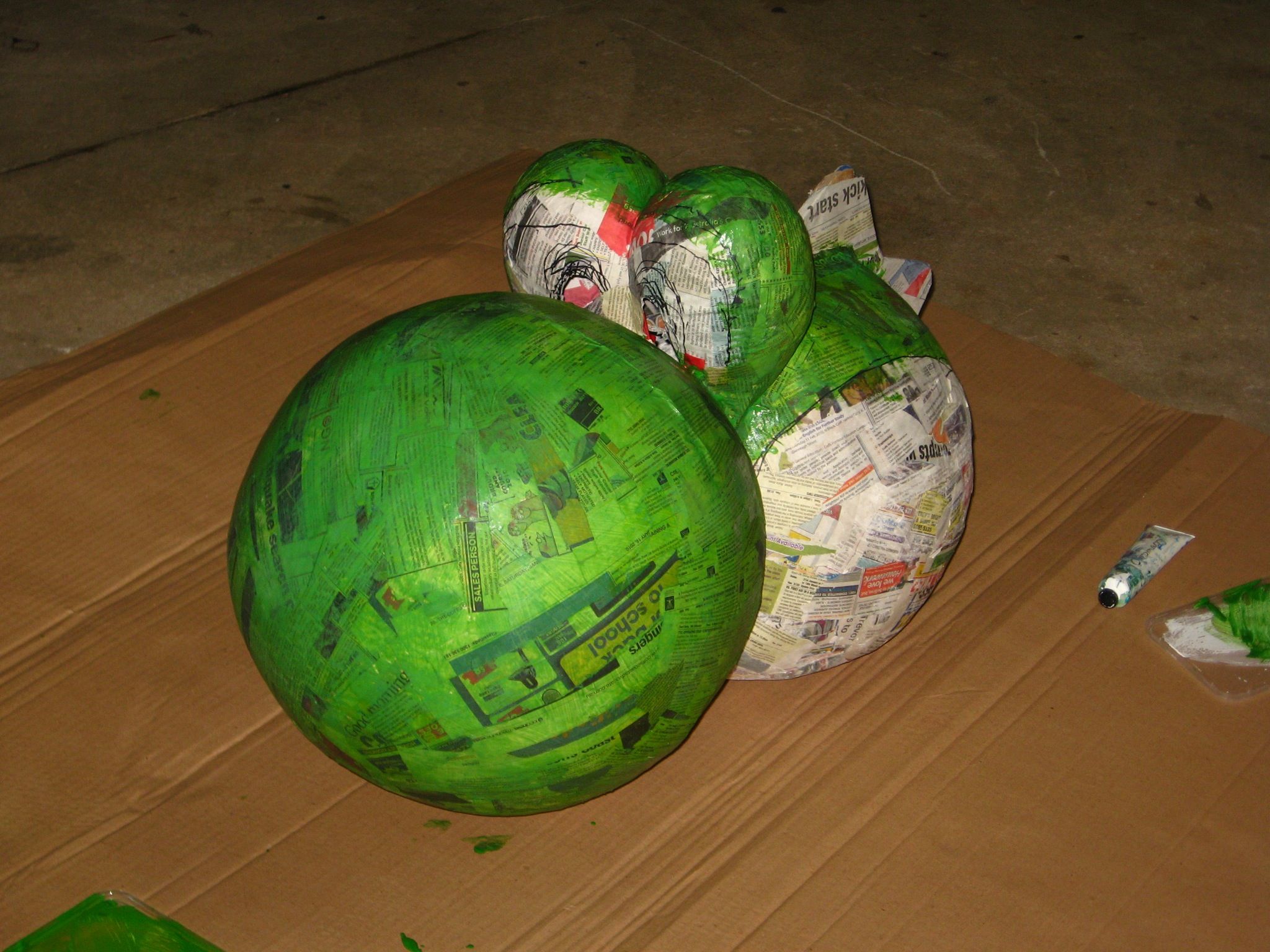 How to Make a Yoshi Costume : 12 Steps (with Pictures) - Instructables